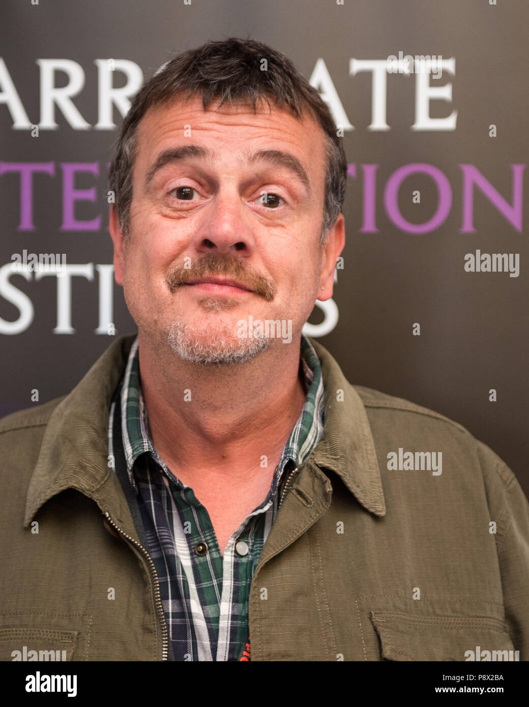 Photograph of the author Mark Billingham Stock Photo - Alamy