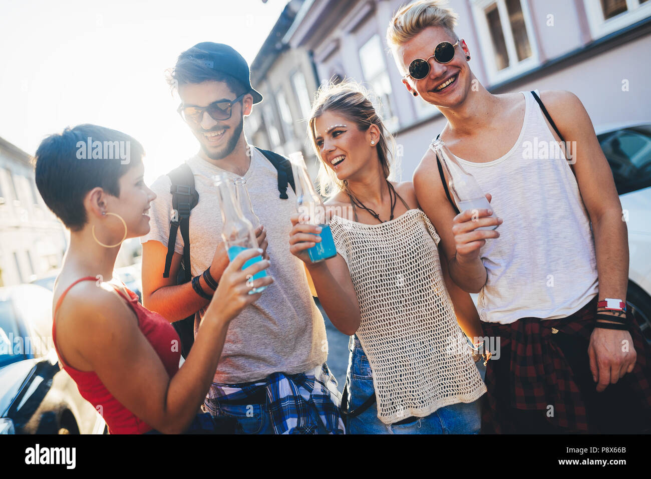 Group of young teens hi-res stock photography and images - Alamy