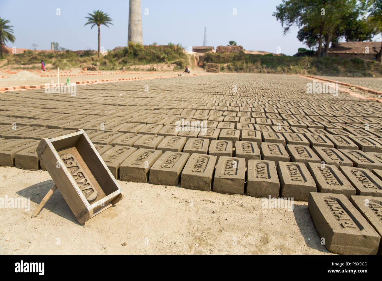 Brick fields in Kolkata, India Stock Photo - Alamy