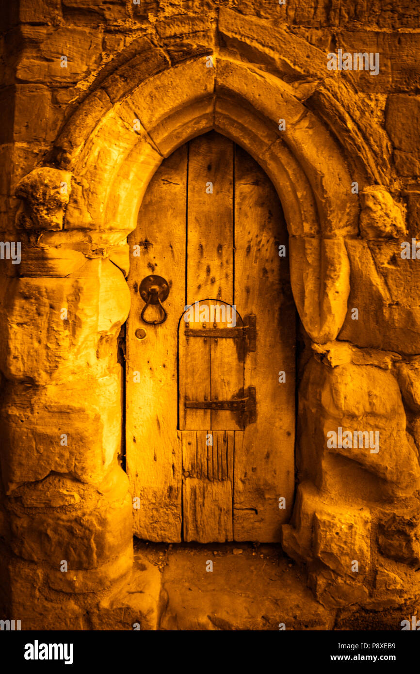 Battle worn hi-res stock photography and images - Alamy