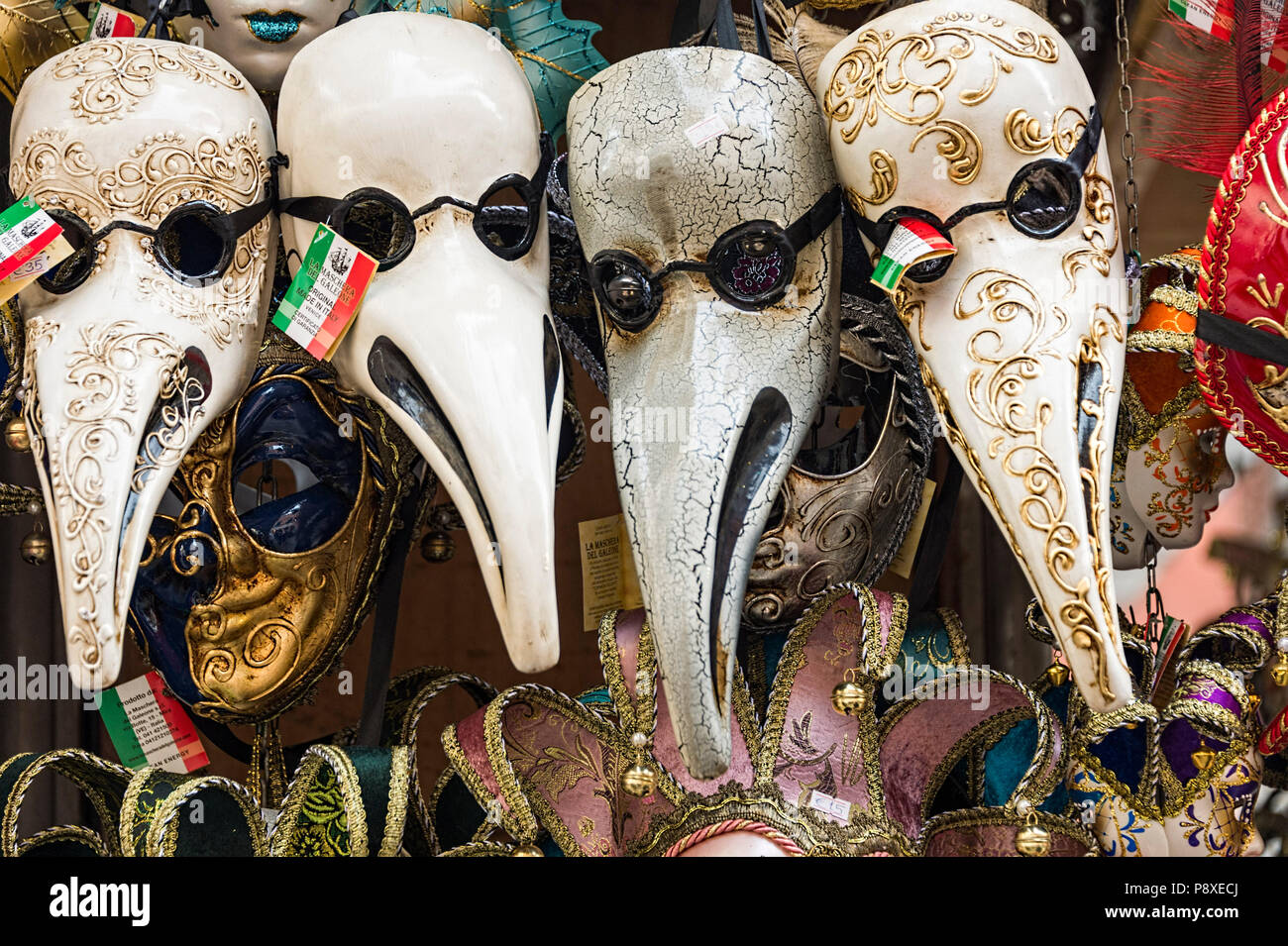 Faces with masks hi-res stock photography and images - Alamy