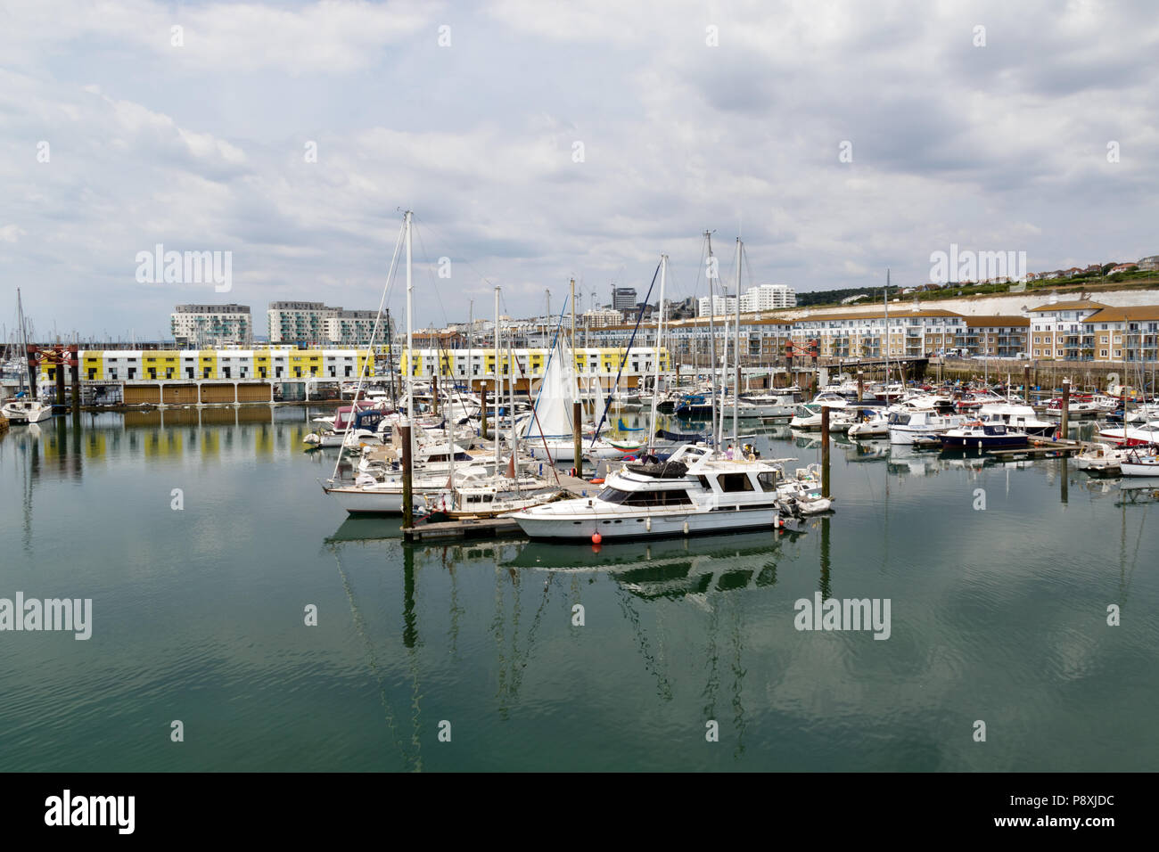 Brighton marina hi-res stock photography and images - Alamy