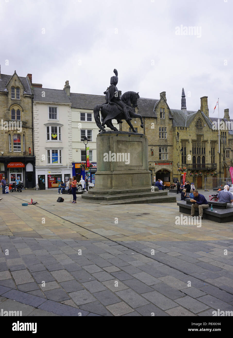Hall place england hi-res stock photography and images - Alamy