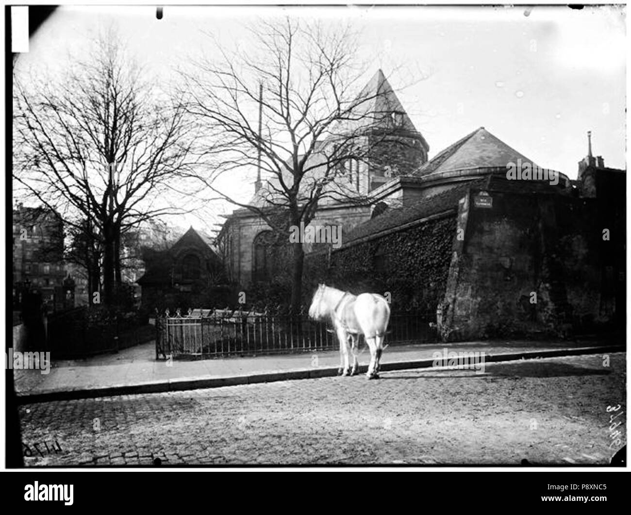 269 Eglise Saint-Médard - Façade est, abside - Paris 05 - Médiathèque ...