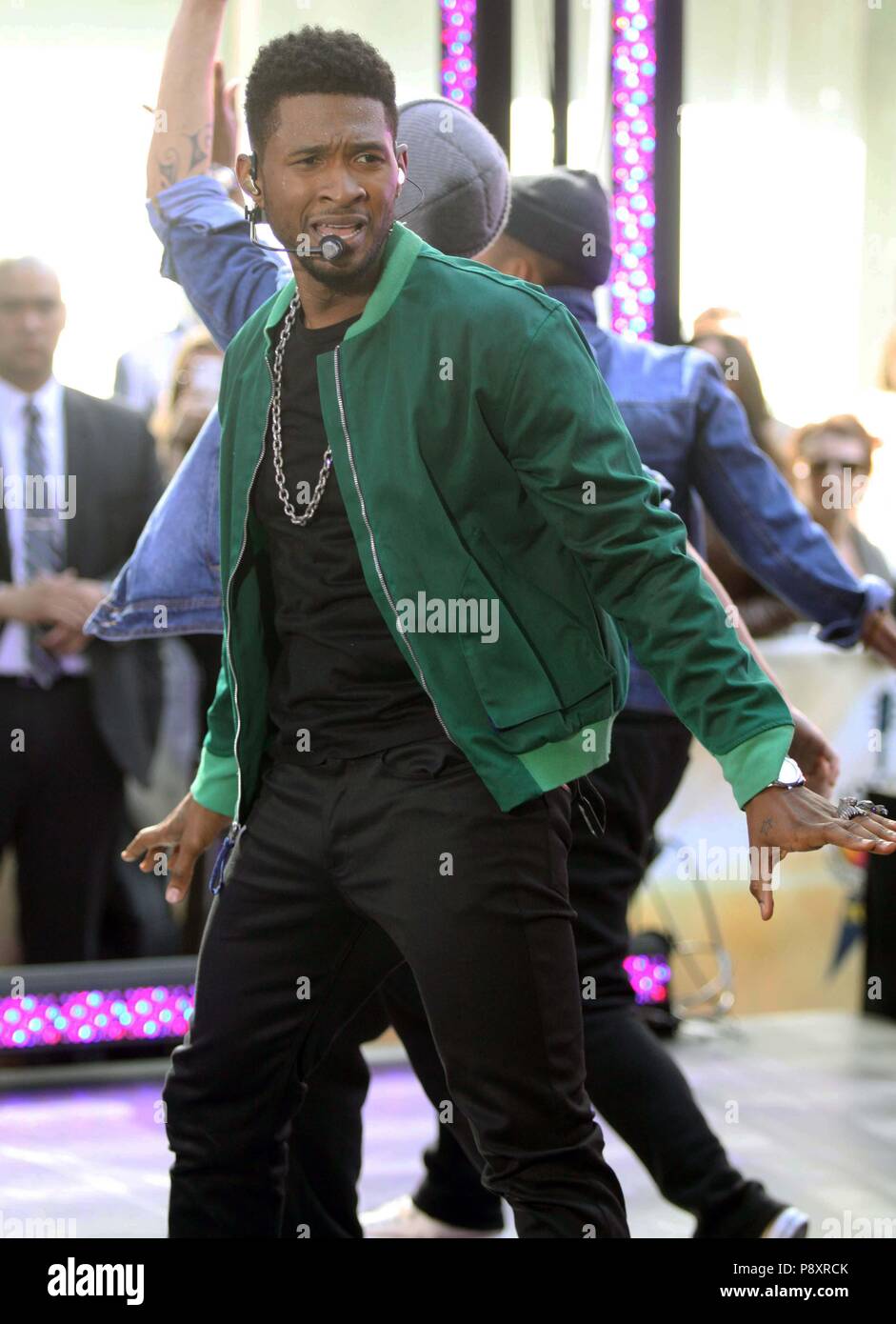 Usher john barrett hi-res stock photography and images - Alamy