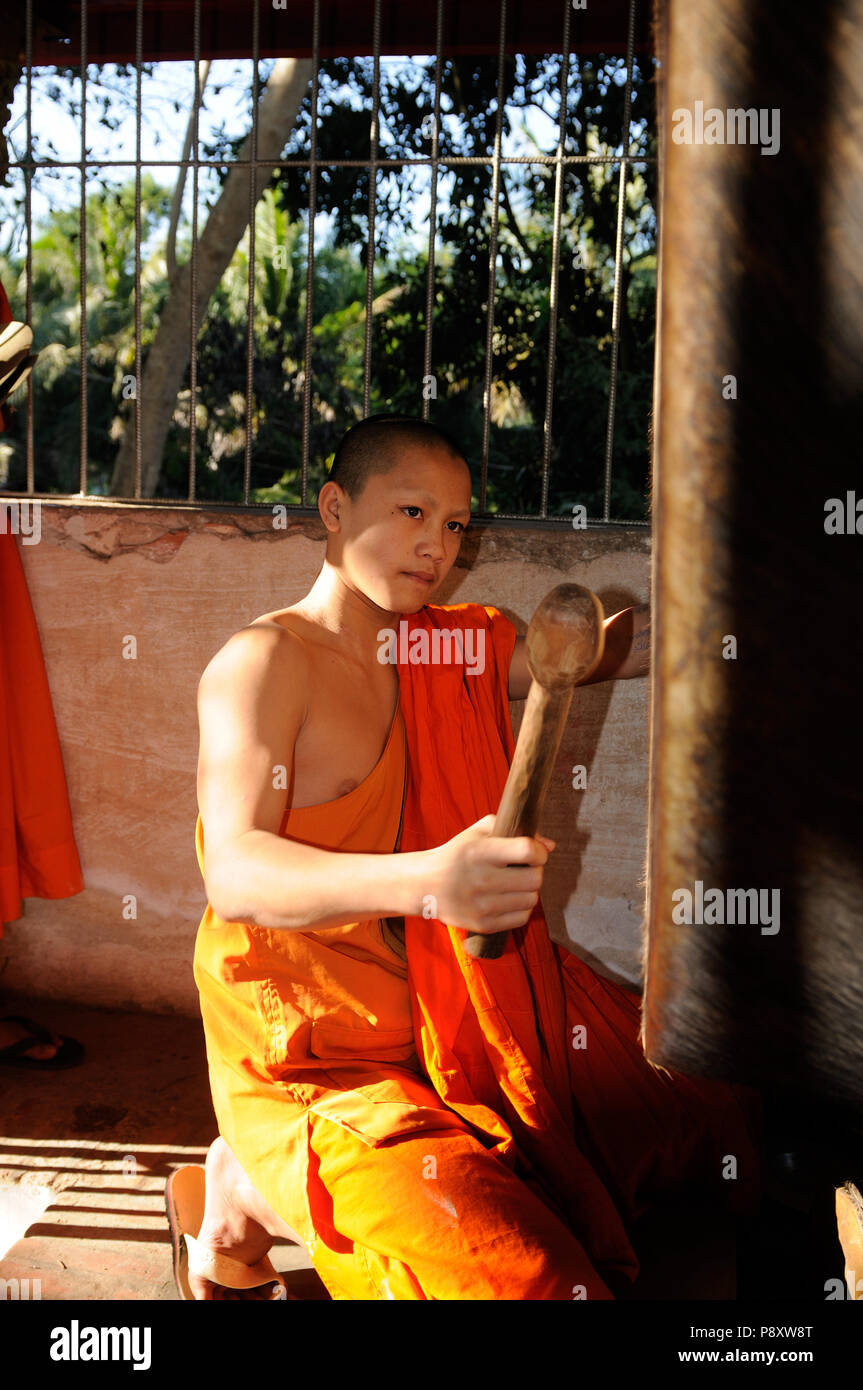 Theravada buddhismus hi-res stock photography and images - Alamy