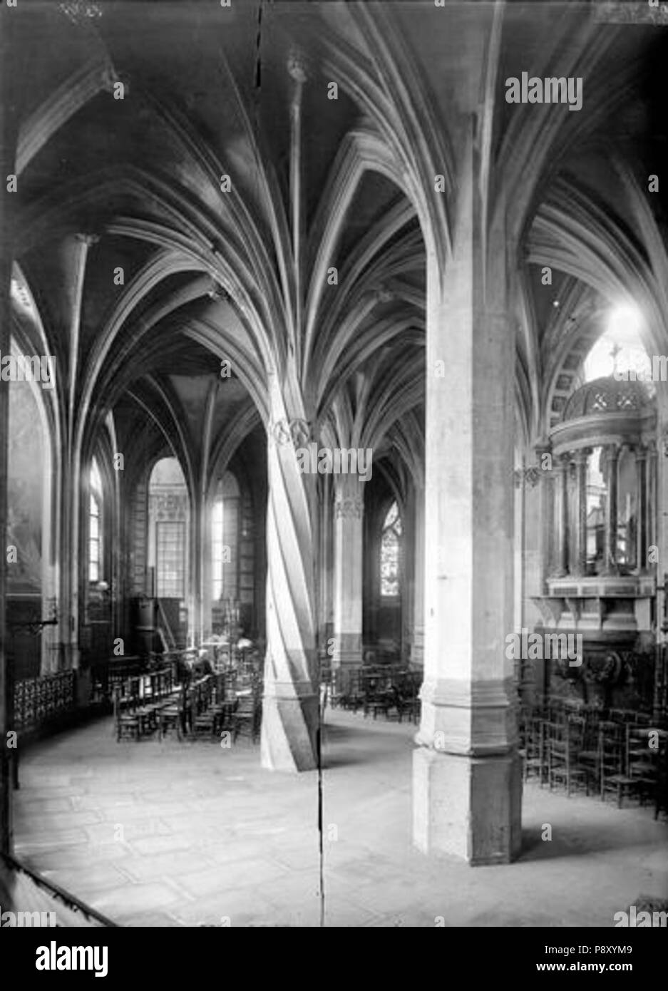 Deambulatoire hi-res stock photography and images - Alamy