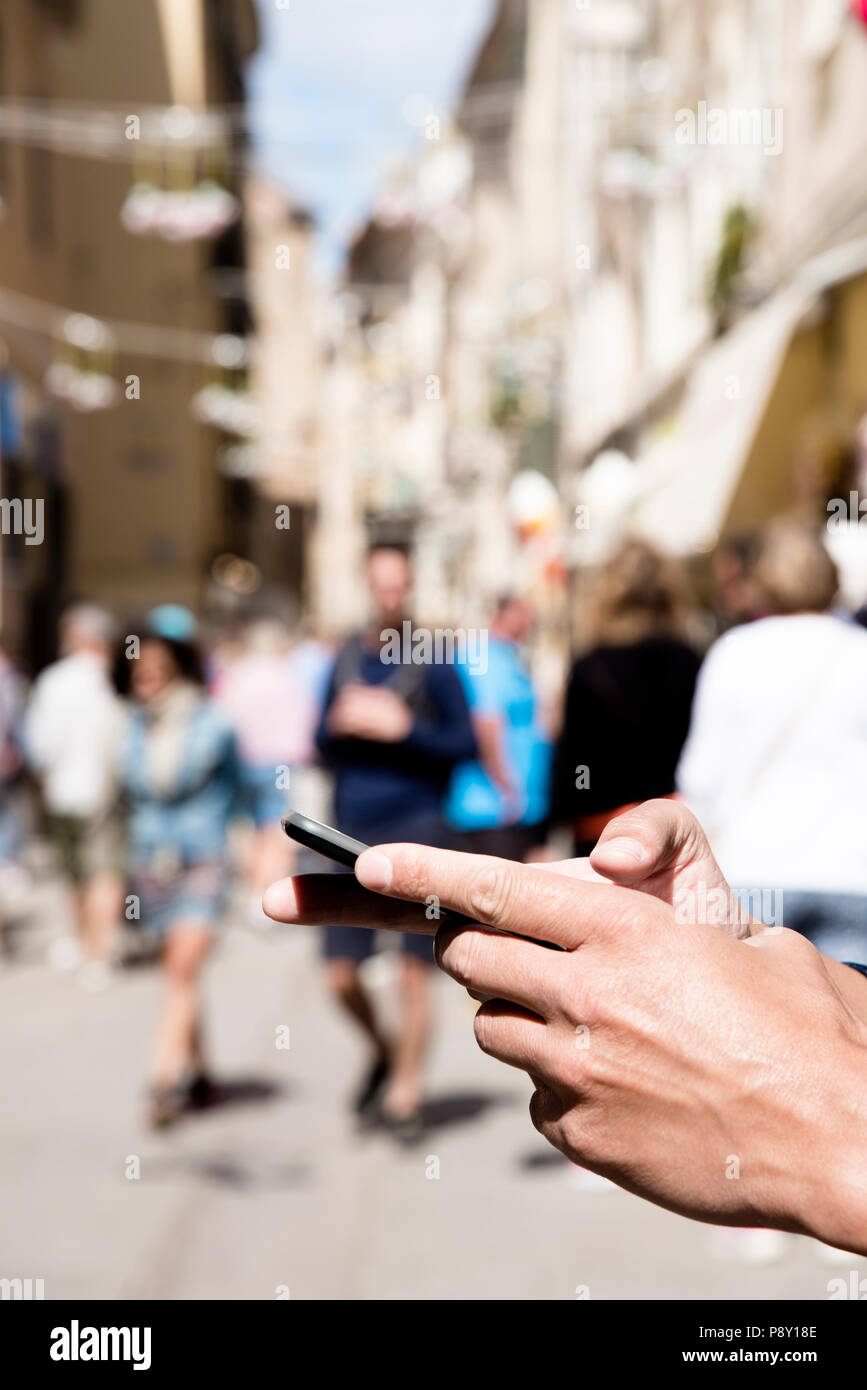 Pedestrian using telephone hi-res stock photography and images - Alamy