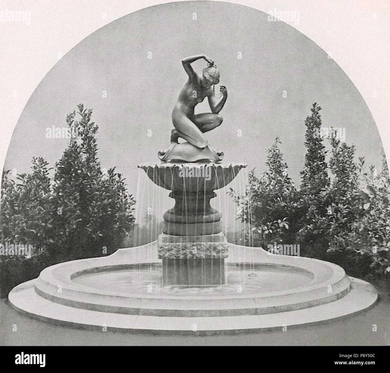 Münchner brunnen hi-res stock photography and images - Alamy