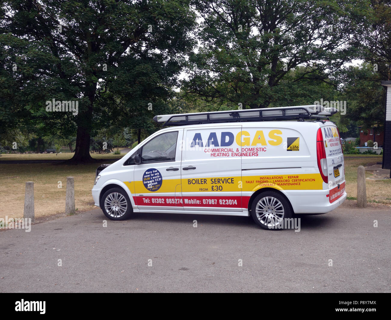 British Gas Van Stock Photos & British Gas Van Stock Images - Alamy