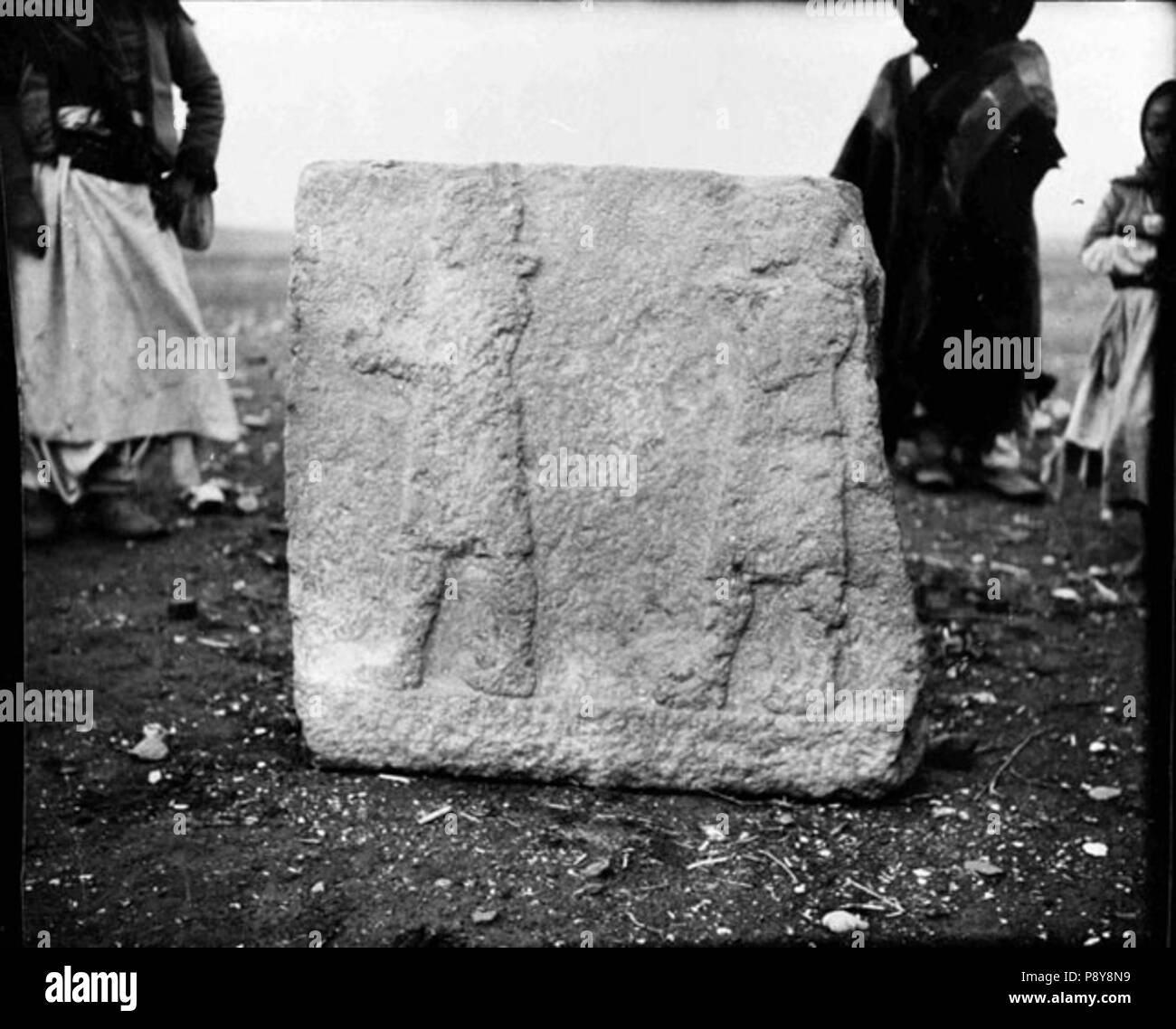 . 301 Gertrude Bell. Tell Ahmar, Hittite inscriptions (J 131 Stock ...