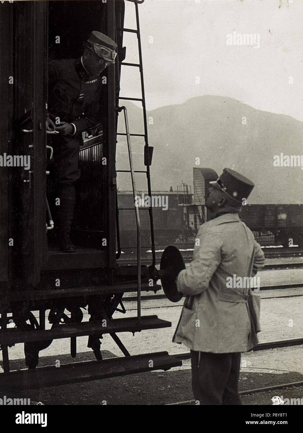 Abreise hi-res stock photography and images - Alamy