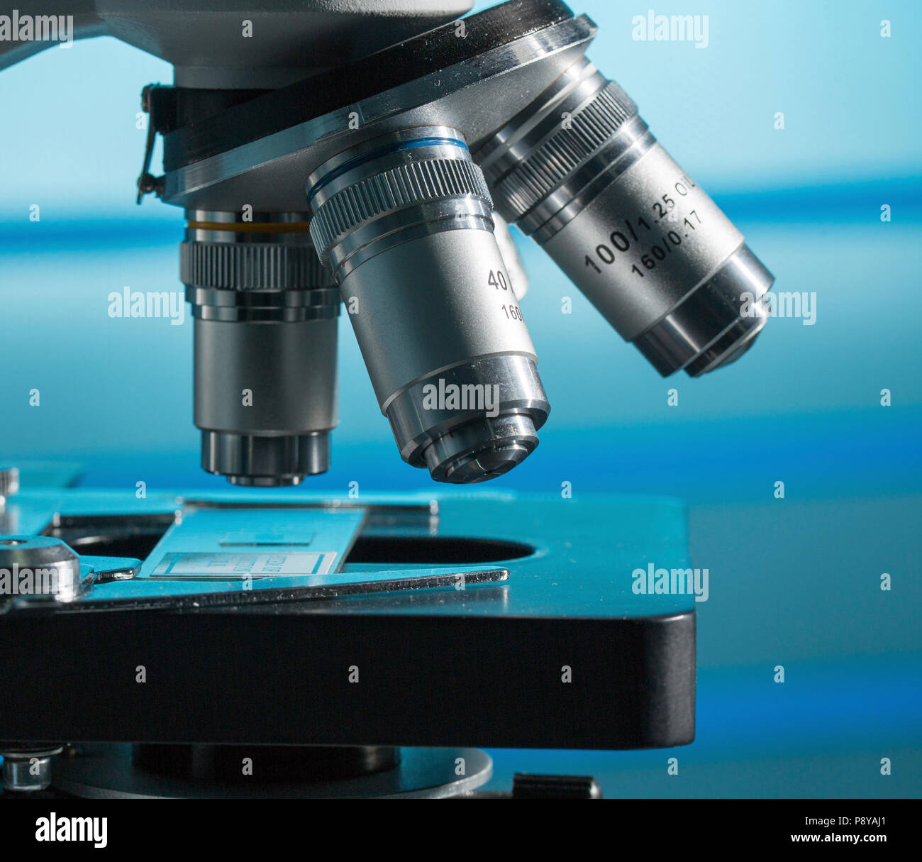 Microscope stage hi-res stock photography and images - Alamy