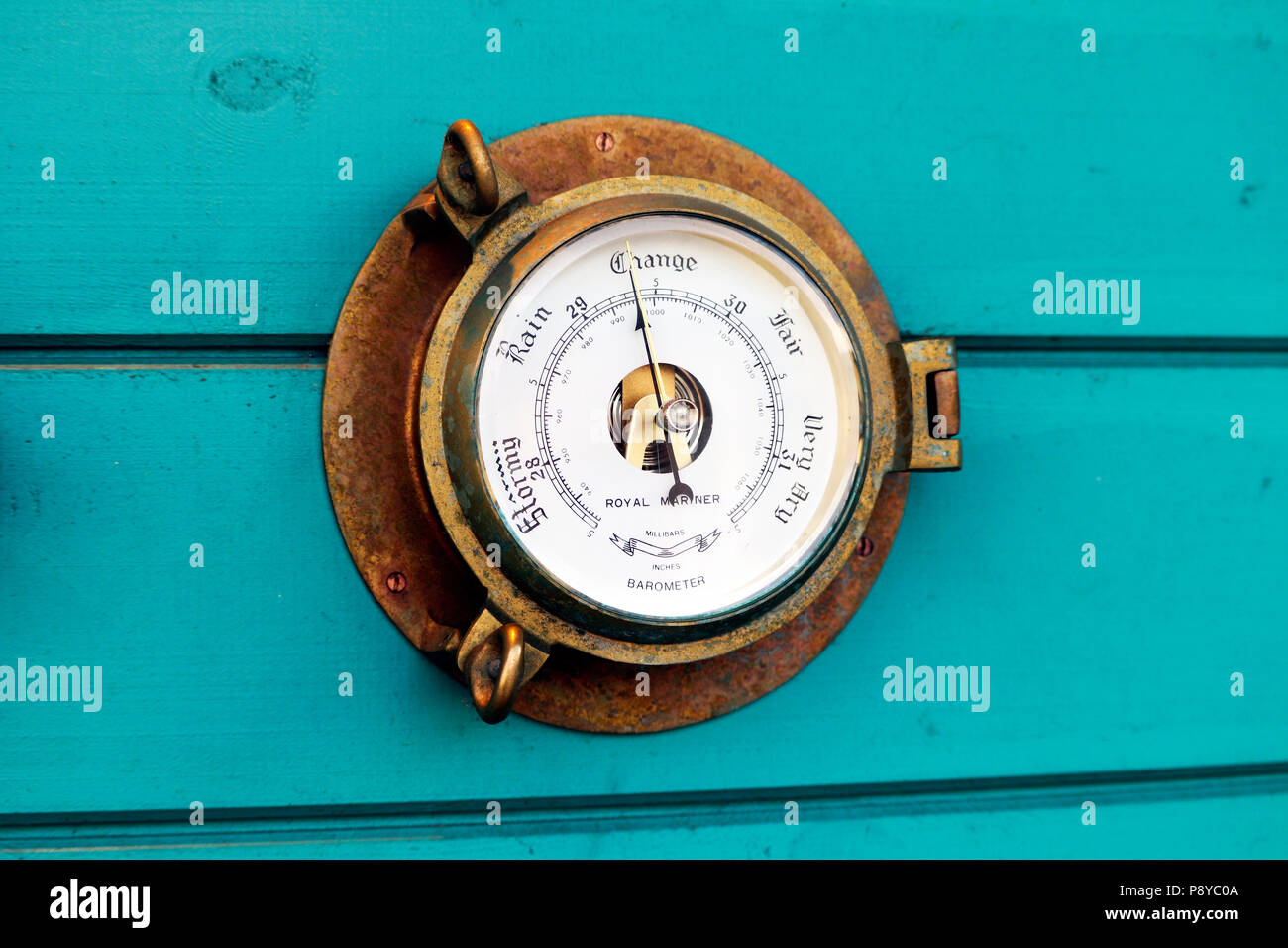 Dial thermometer hi-res stock photography and images - Alamy