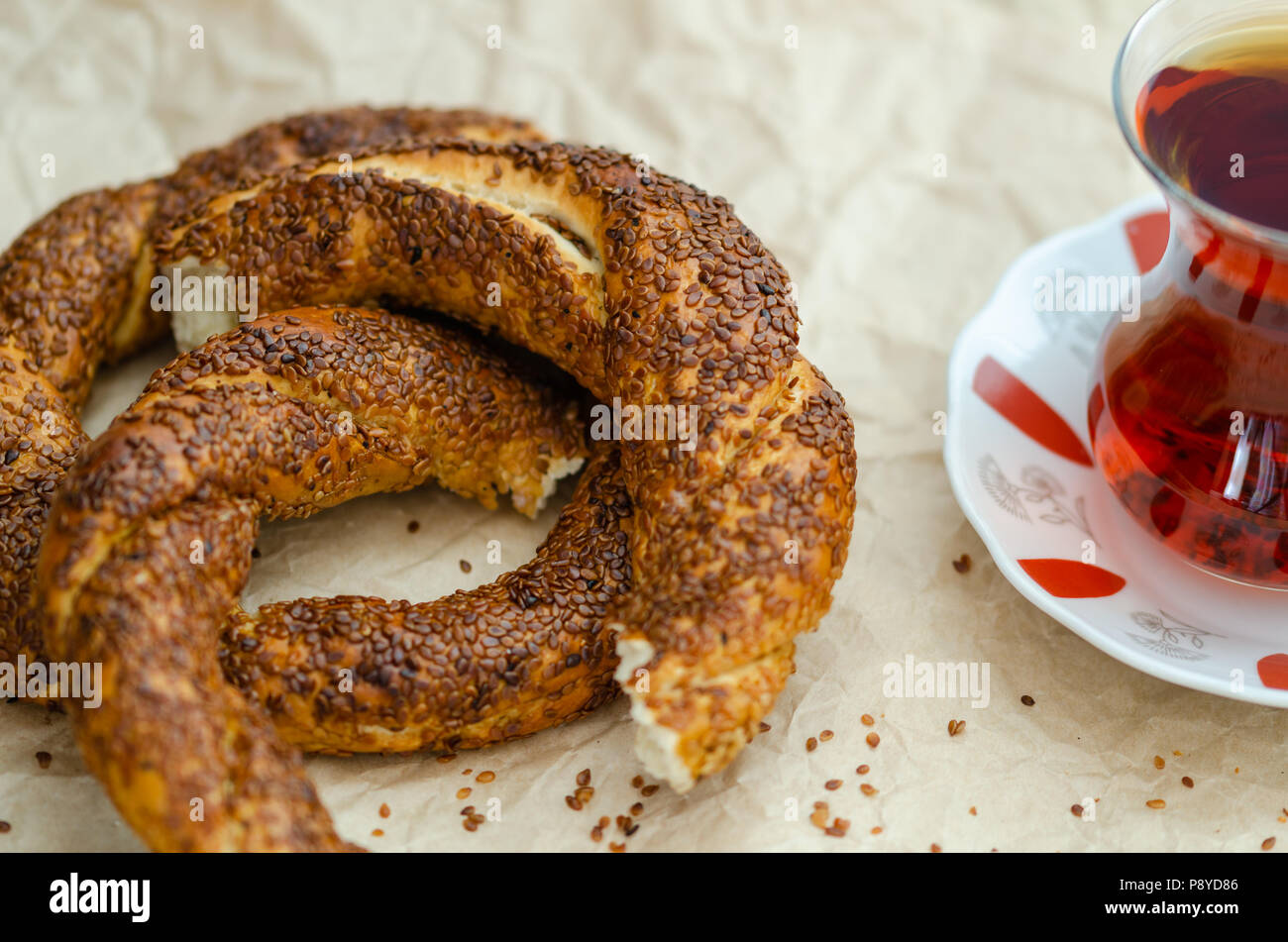 Turkish Simit and Turkish Tea On The Table ,Top view Stock Photo - Alamy