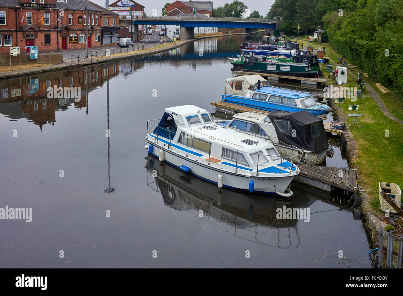 Runcorn bridgewater canal hi-res stock photography and images - Alamy