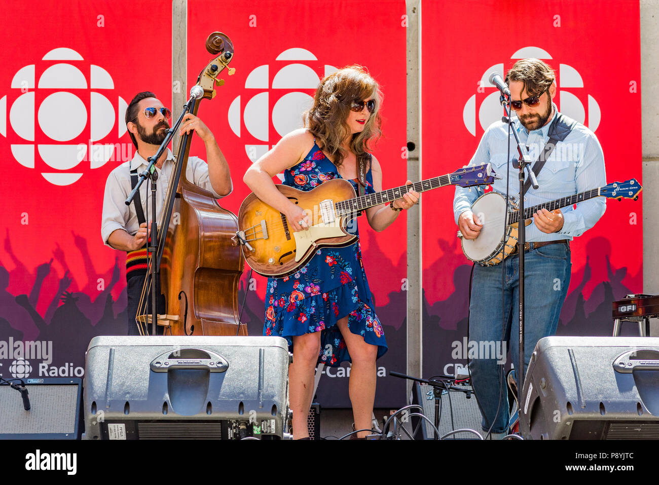 Little Miss Higgins in concert at CBC Musical Nooners, Vancouver ...