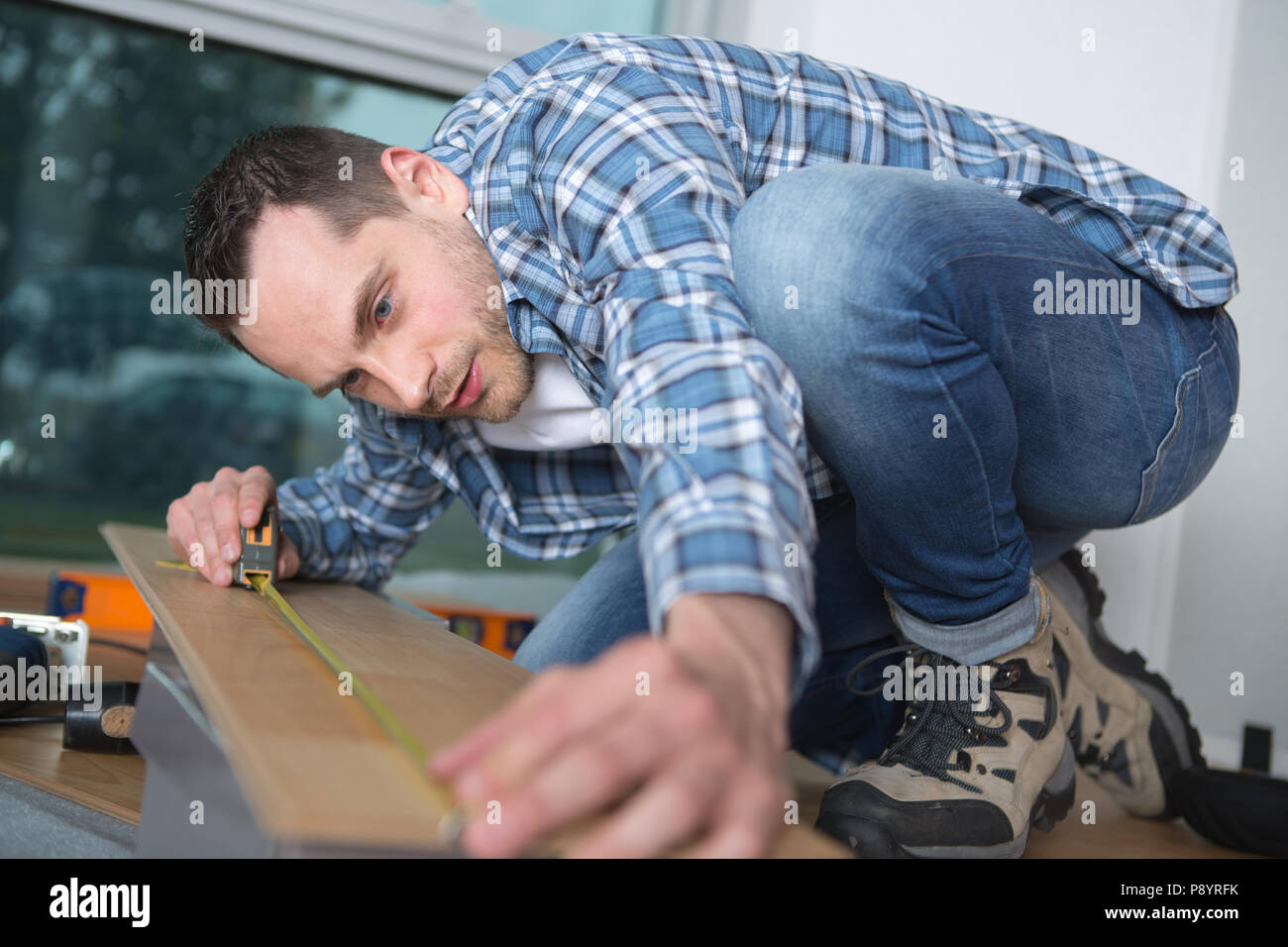 Measuring laminate hi-res stock photography and images - Alamy
