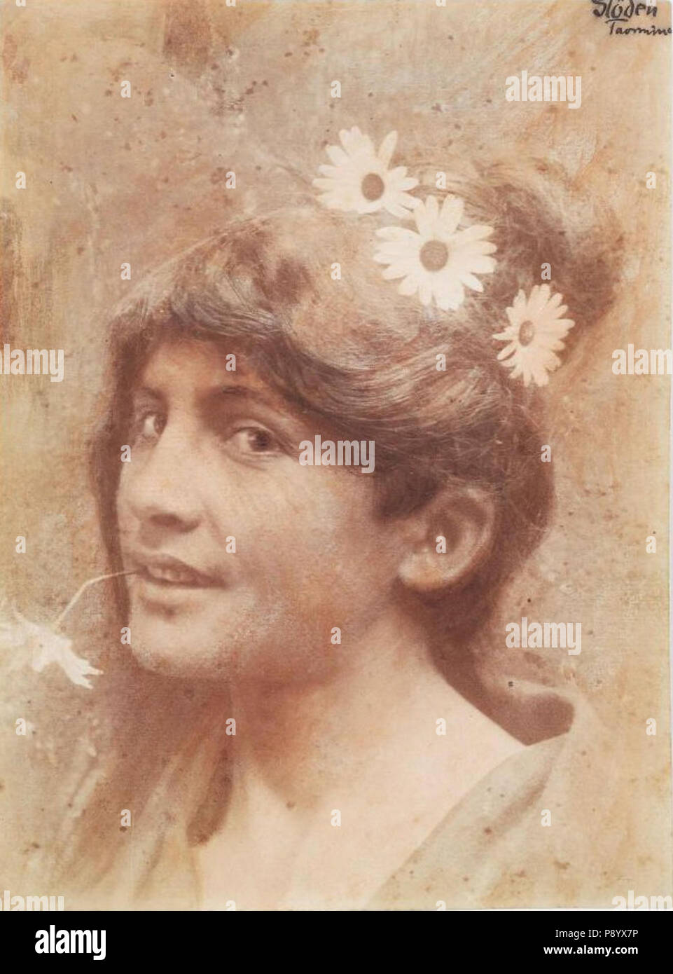 Mano colorata hi-res stock photography and images - Alamy