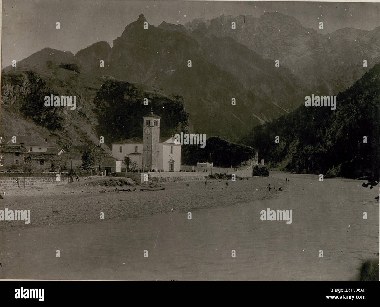 Resiutta hi-res stock photography and images - Alamy