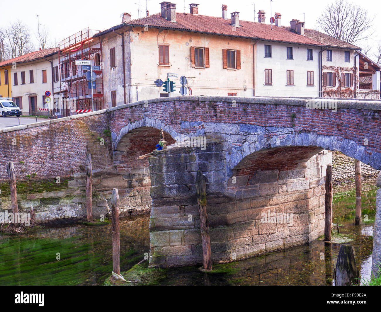 Roman bridge near village hi-res stock photography and images - Alamy