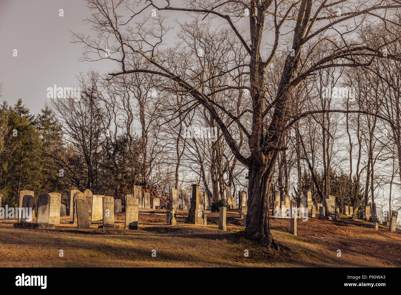 Cemetery on a hill hi-res stock photography and images - Alamy