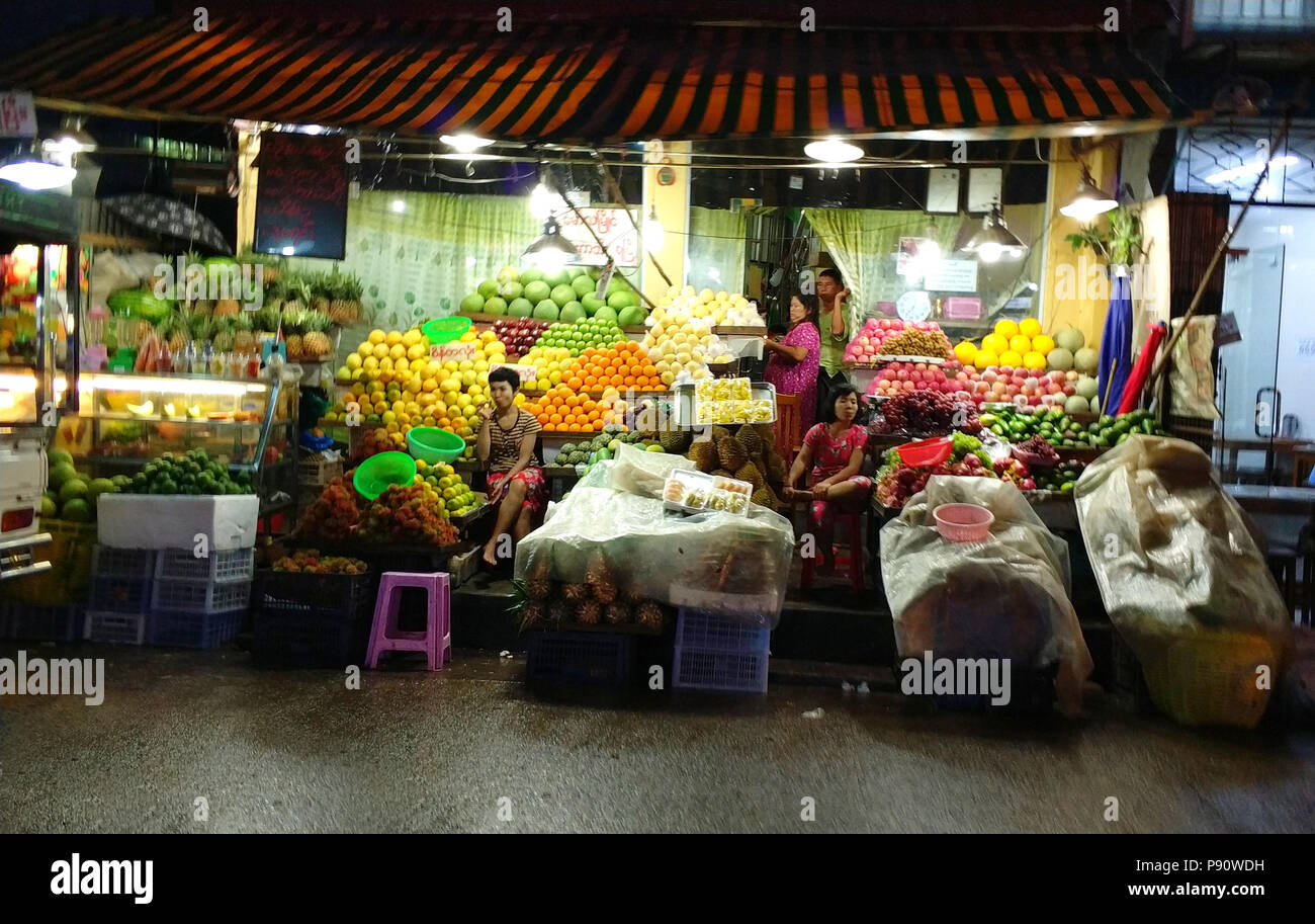 Fruit Stall in the market, Yangon Myanmar Stock Photo - Alamy