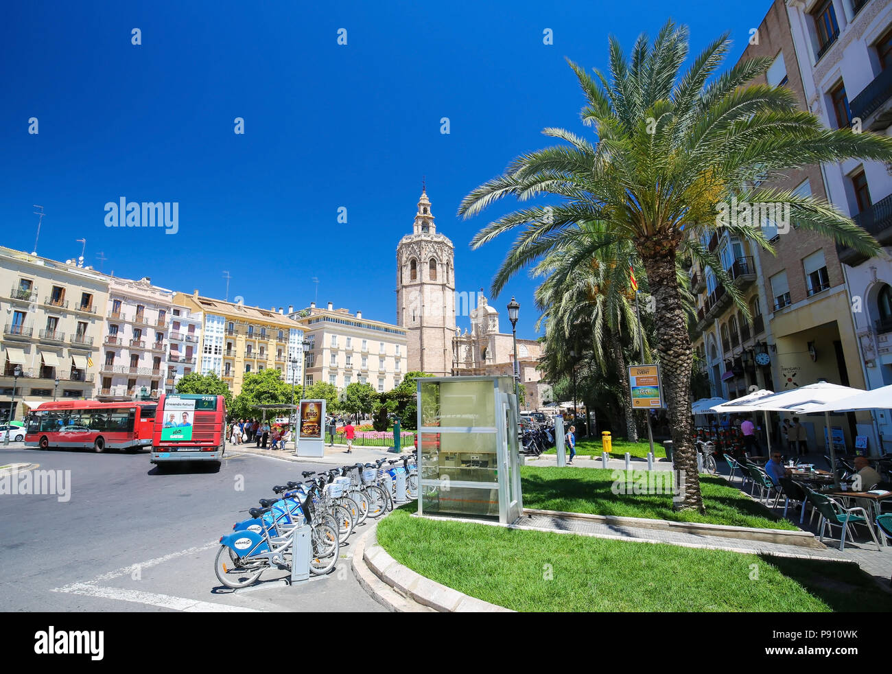 Valencia city center hi-res stock photography and images - Alamy