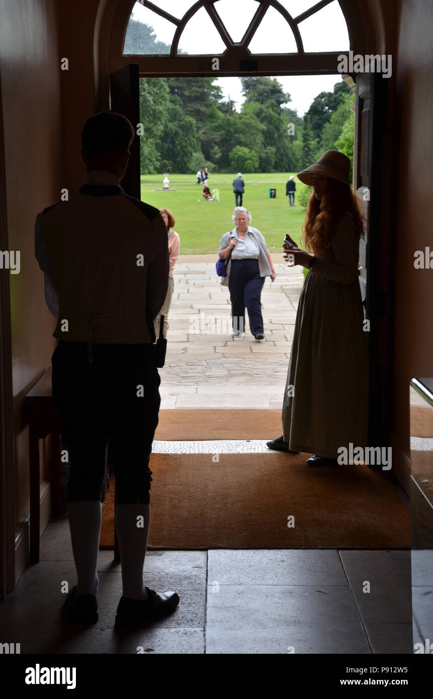 Entrance, with costumed guides, to Kew Palace, Royal Botanic Gardens ...