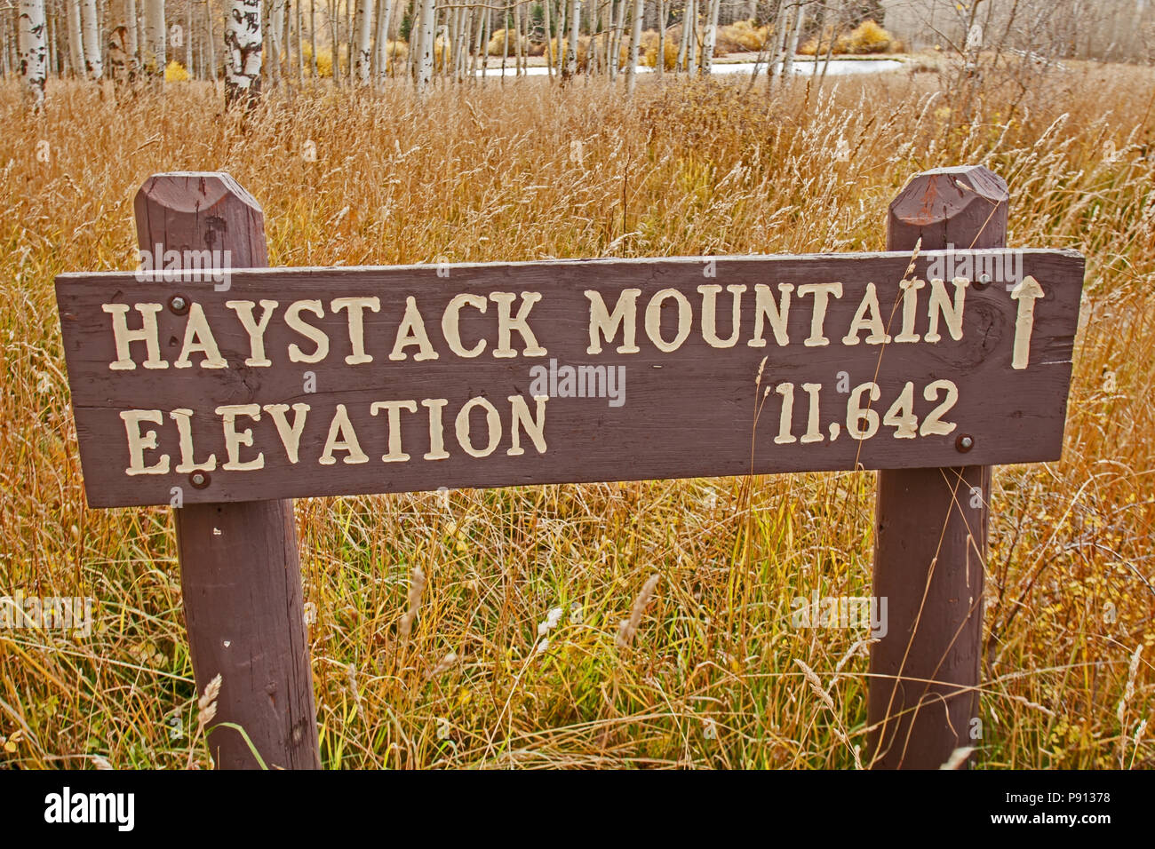 Haystack mountain hi-res stock photography and images - Alamy