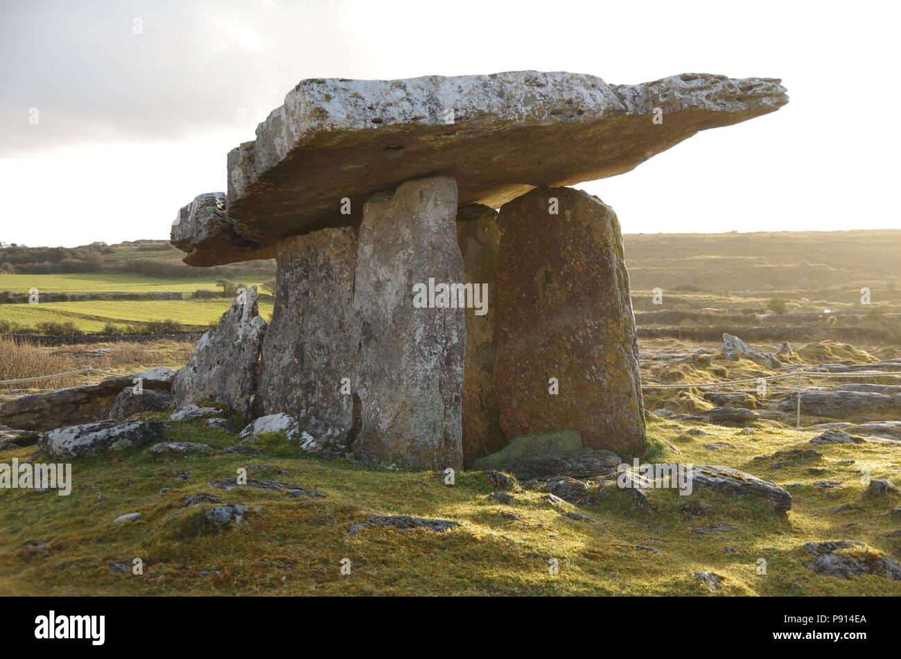 Neolithic structure hi-res stock photography and images - Alamy
