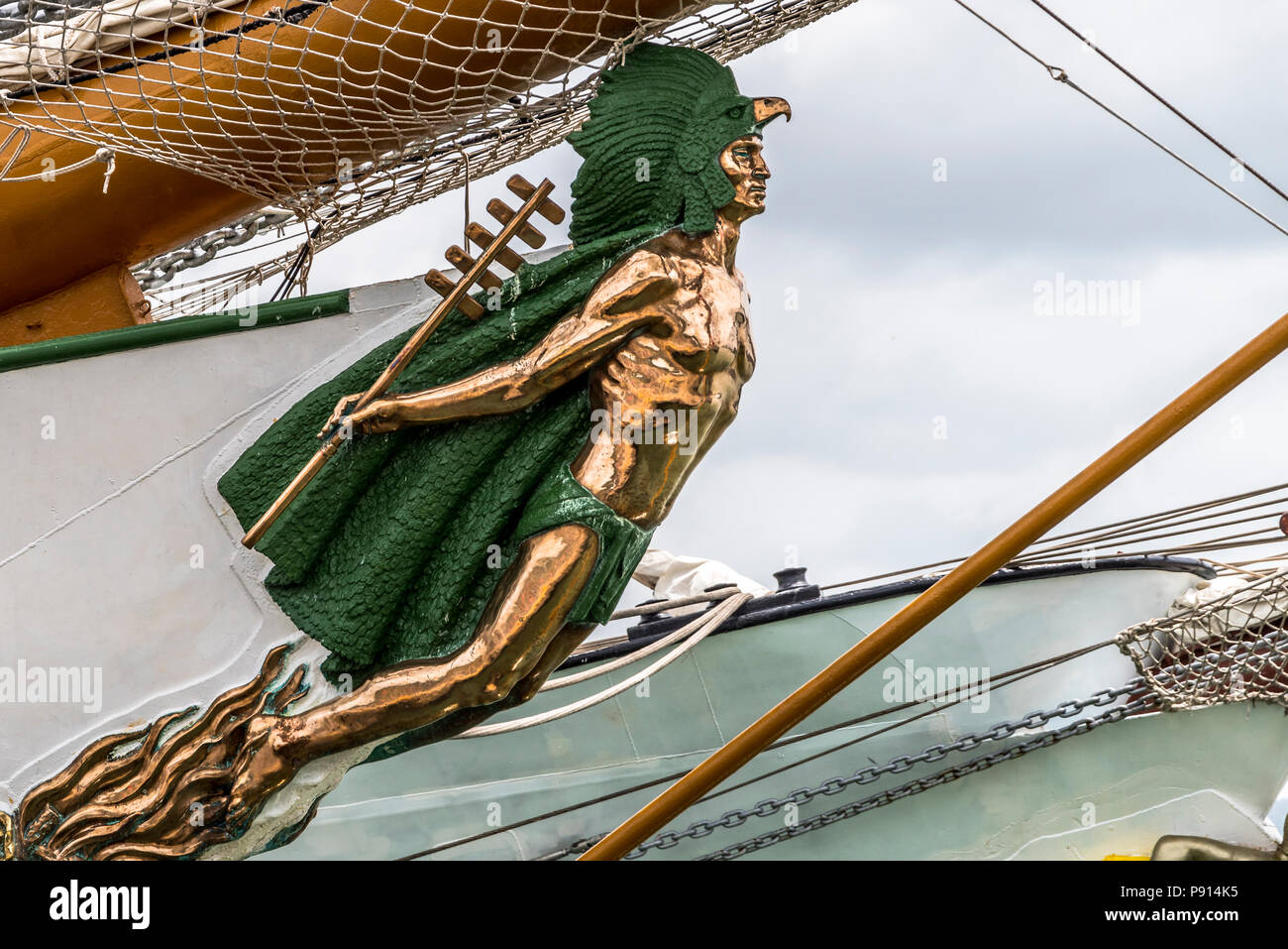 Old Ship Bow Figurehead Old Ship Bow Figurehead