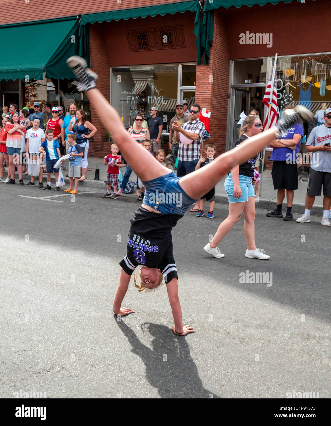 Cartwheel Cheerleading