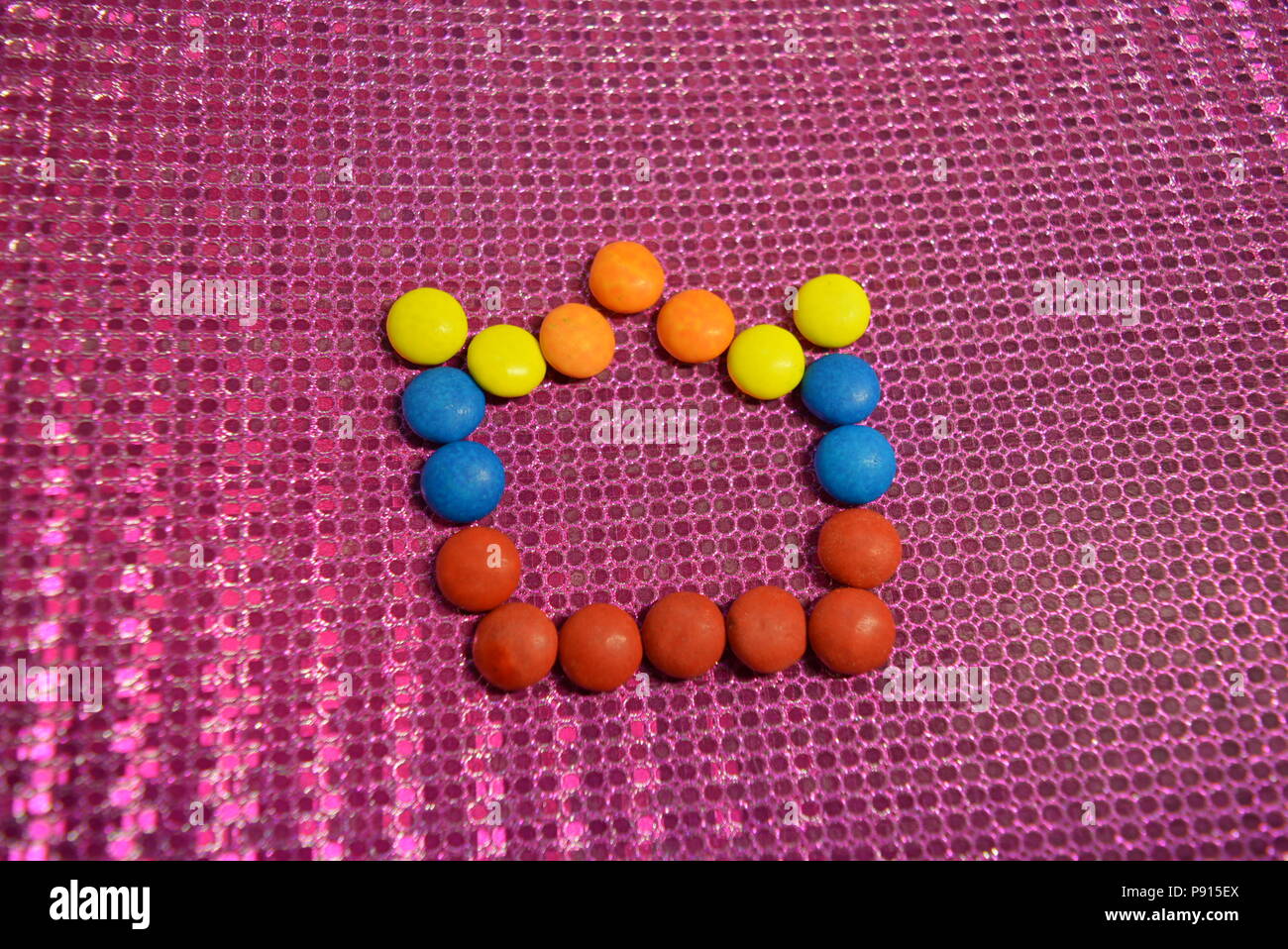 Form of a crown hi-res stock photography and images - Alamy