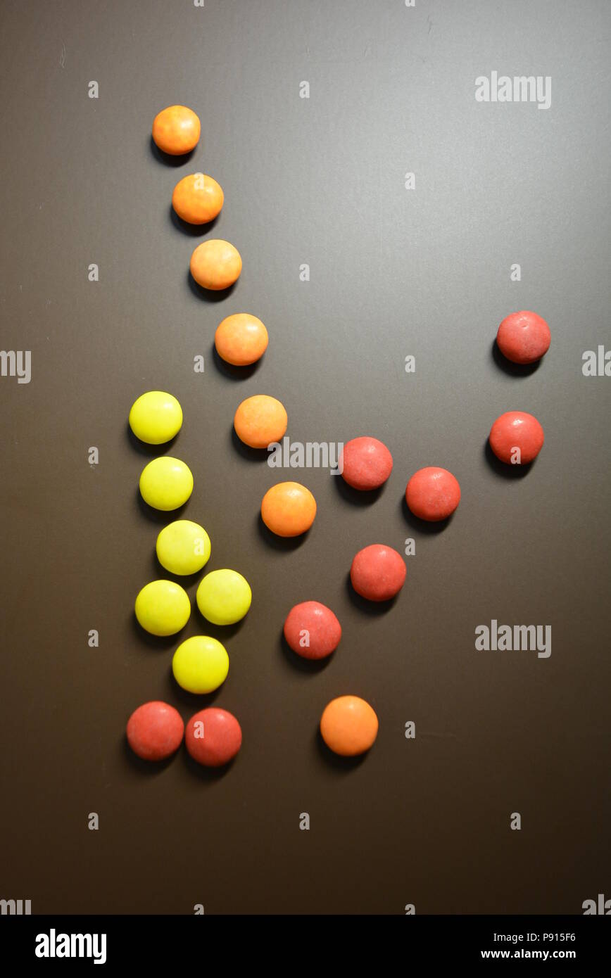 White sphere orange arrow hi-res stock photography and images - Alamy