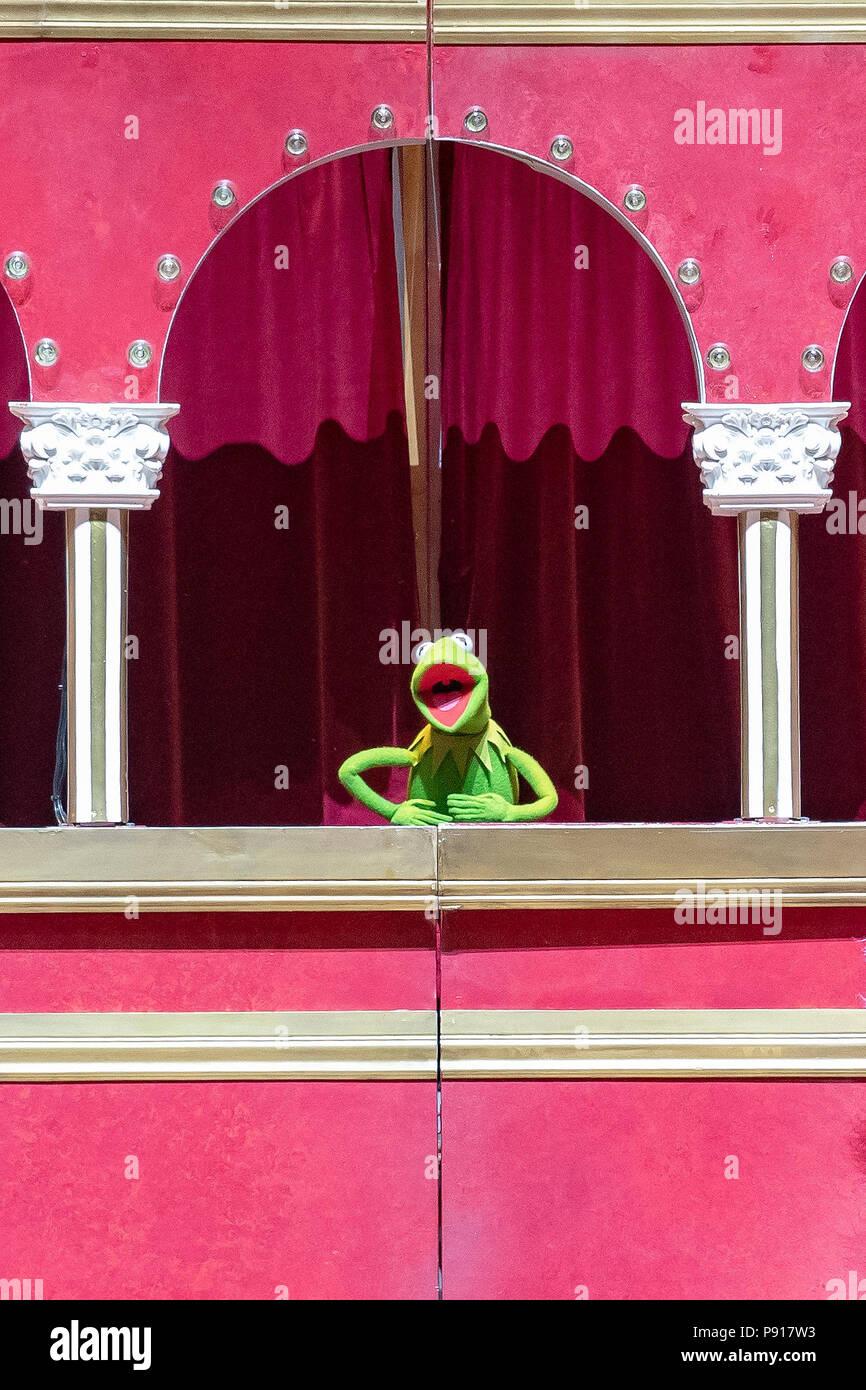 The O2 Arena, UK. 13th July 2018,The Muppets Take The O2, Peninsula ...