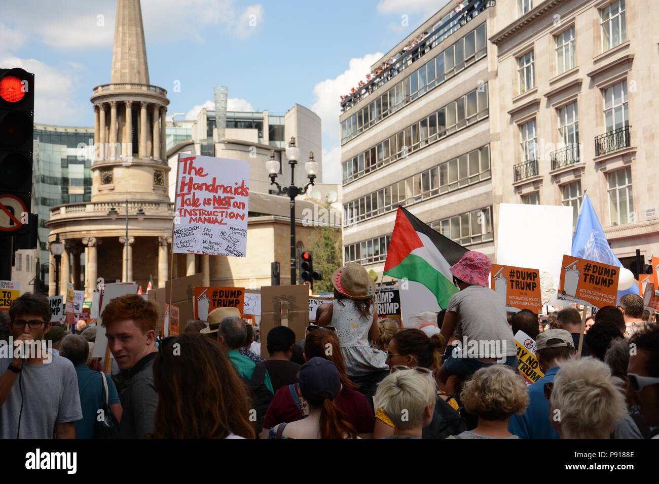 London, UK, 13 July 2018. Anti-Trump protest Credit: Paul Smyth/Alamy ...