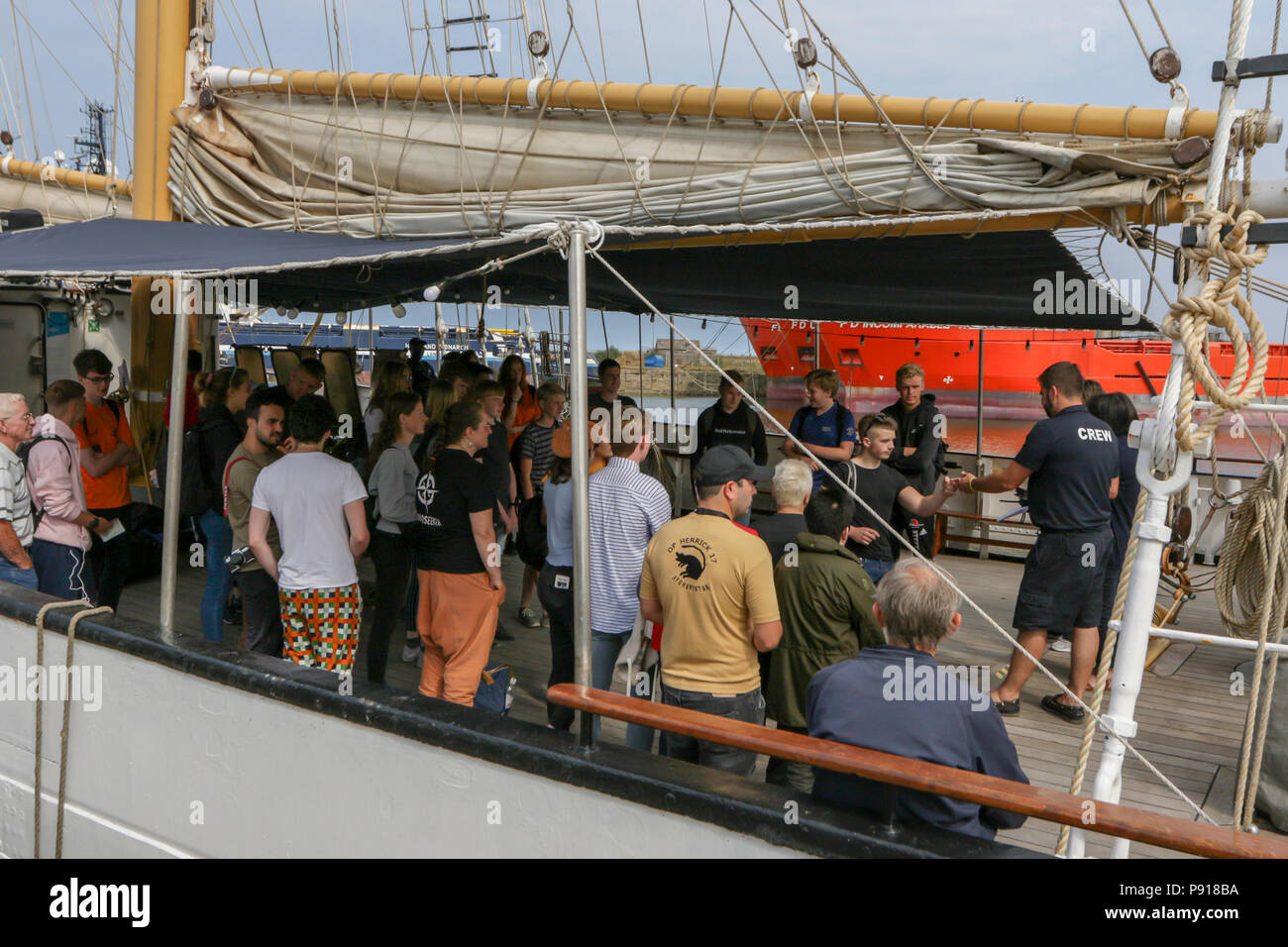 Crew change hi-res stock photography and images - Alamy