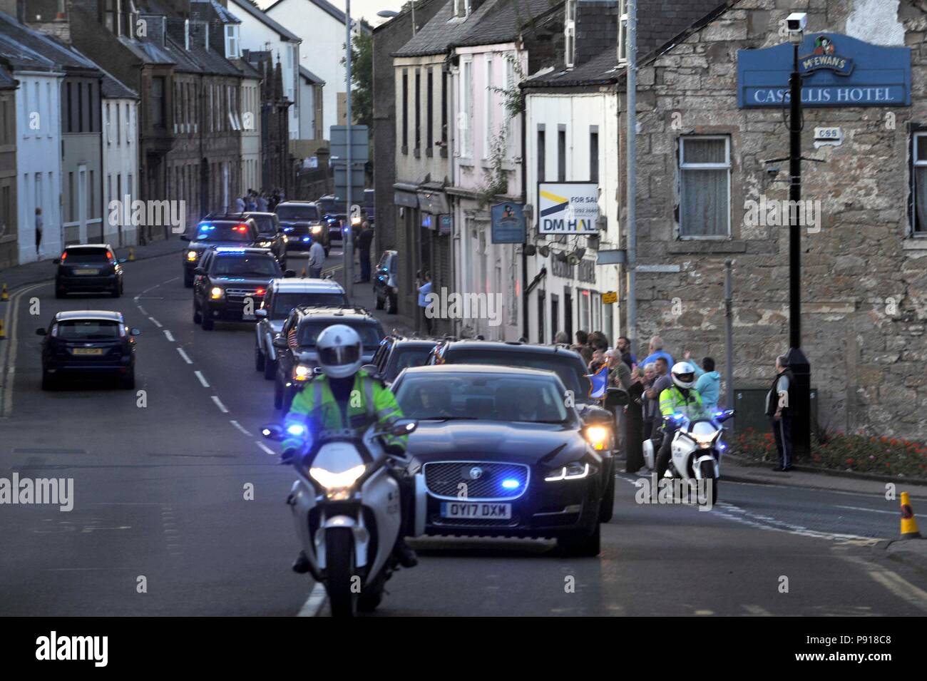 Vip convoy hi-res stock photography and images - Alamy