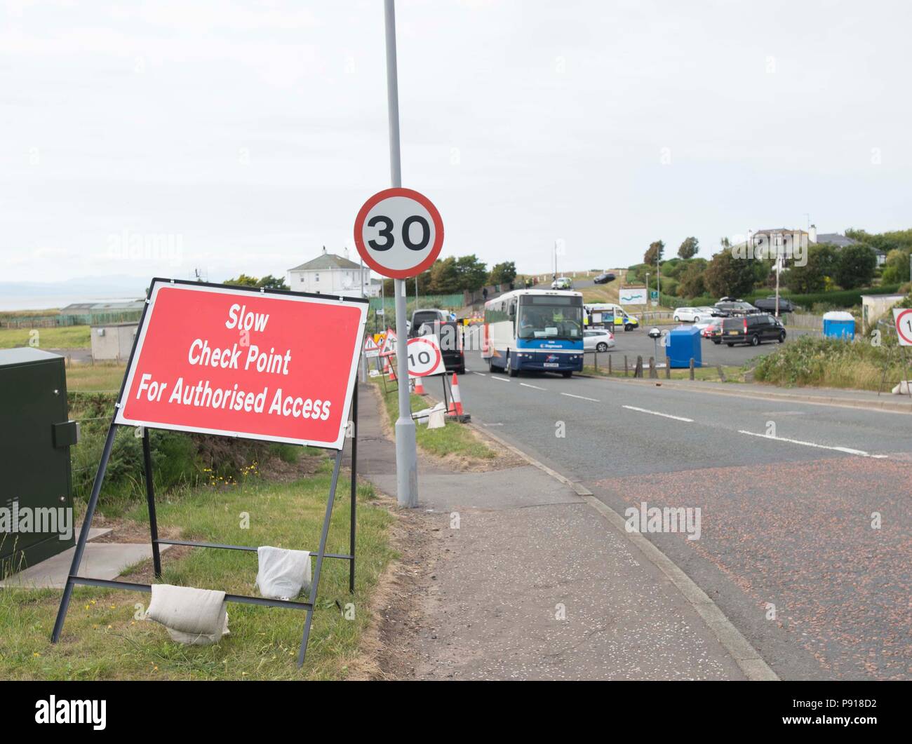 Vip convoy hi-res stock photography and images - Alamy
