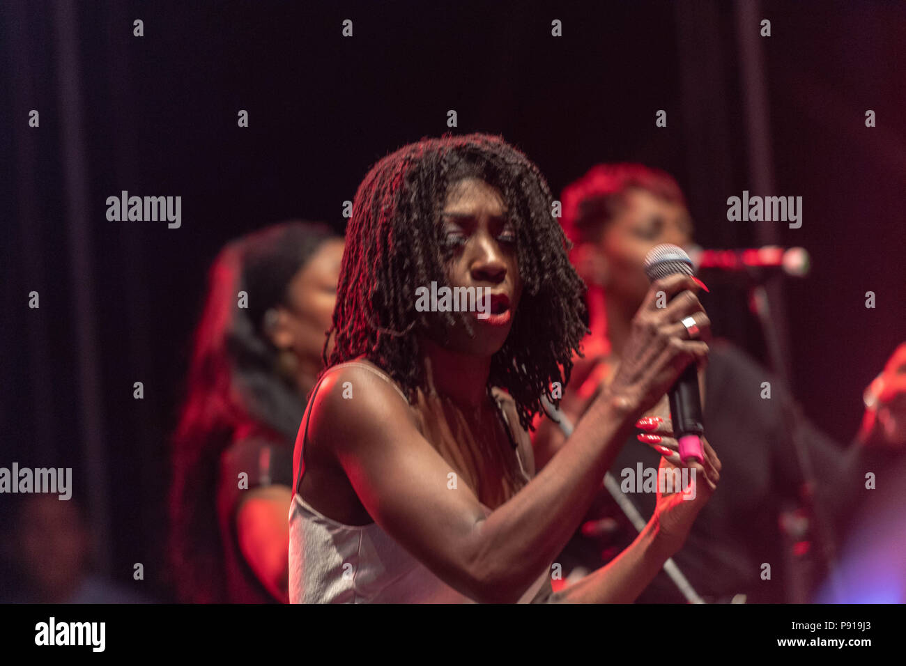 Heather small hi-res stock photography and images - Alamy