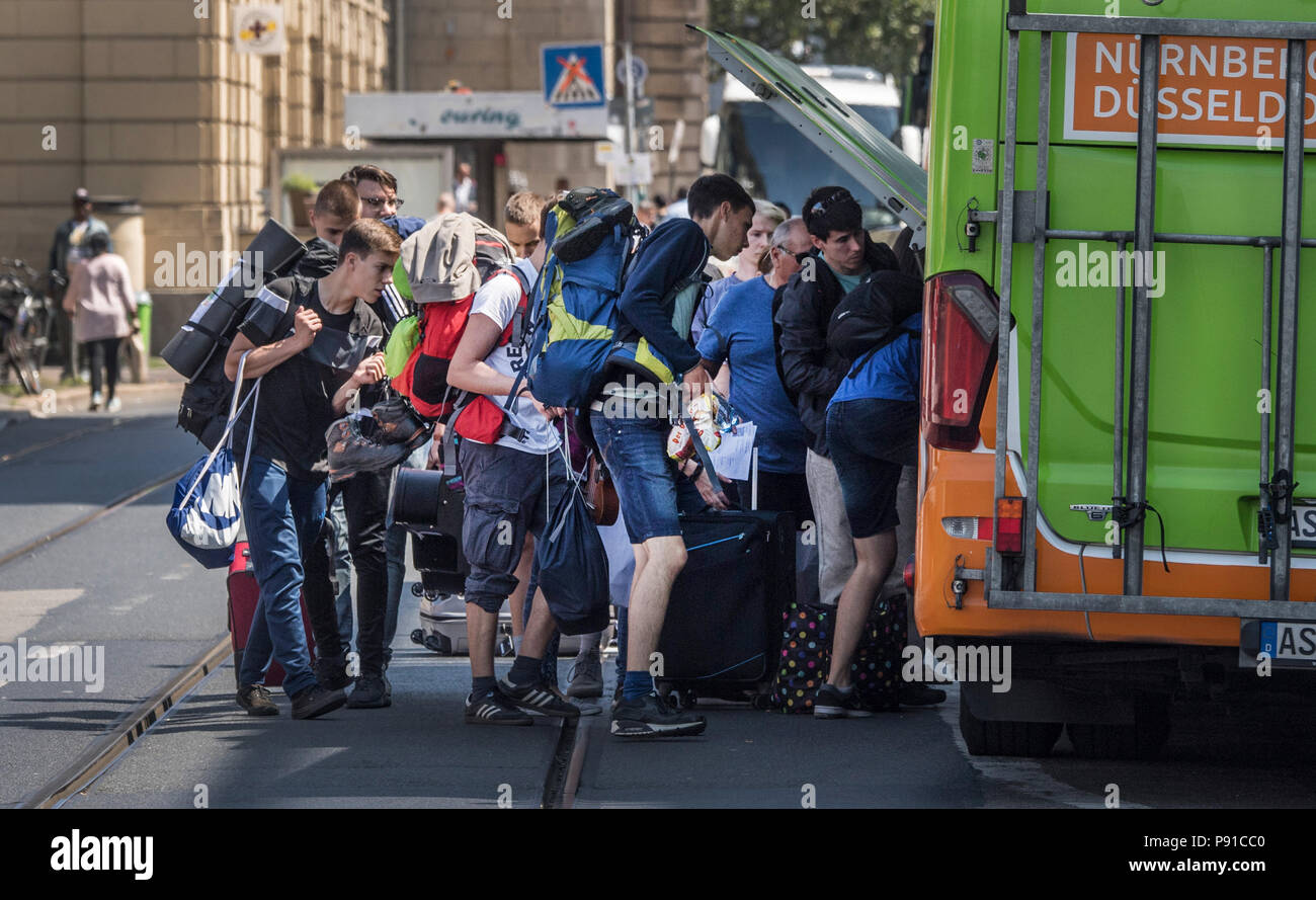 Bus luggage compartment hi-res stock photography and images - Alamy