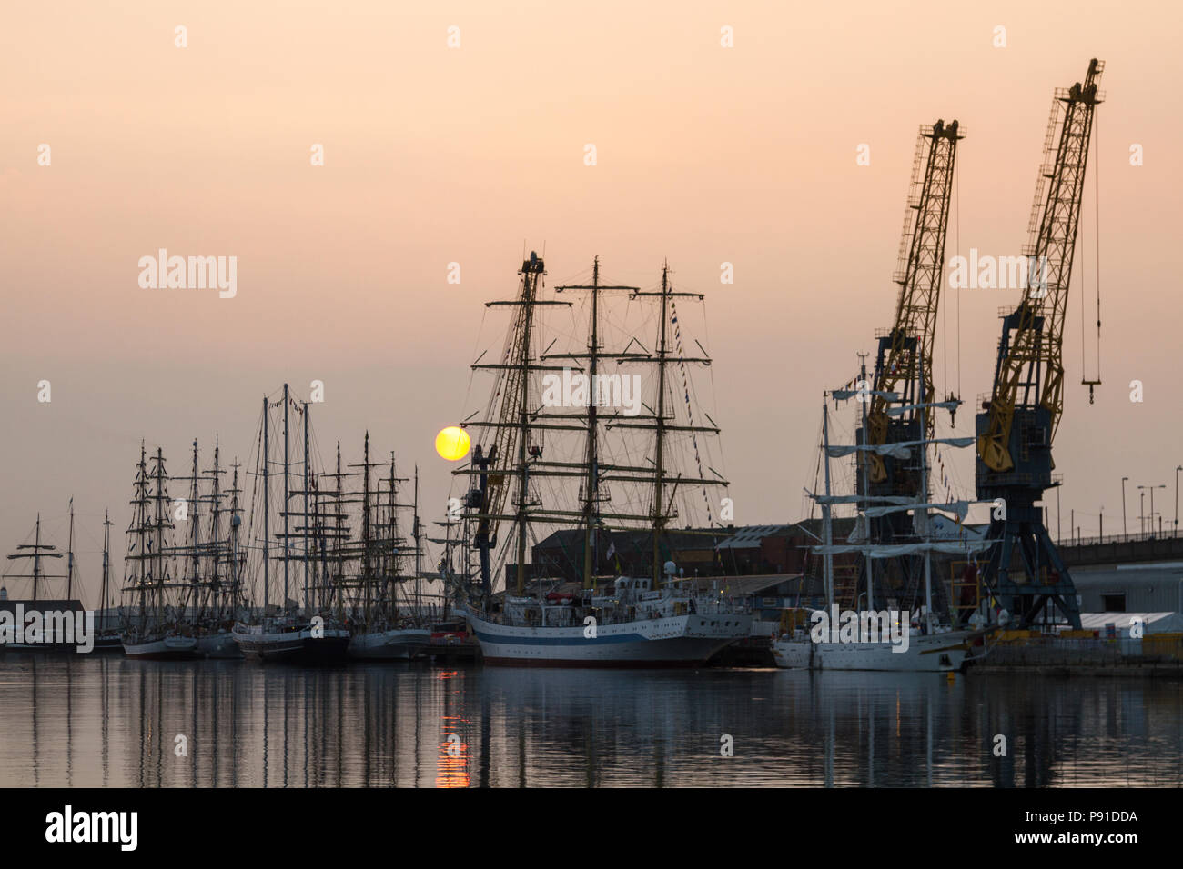 Sunderland, UK, 13 July 2018. Sunrise on the River Wear during Tall ...