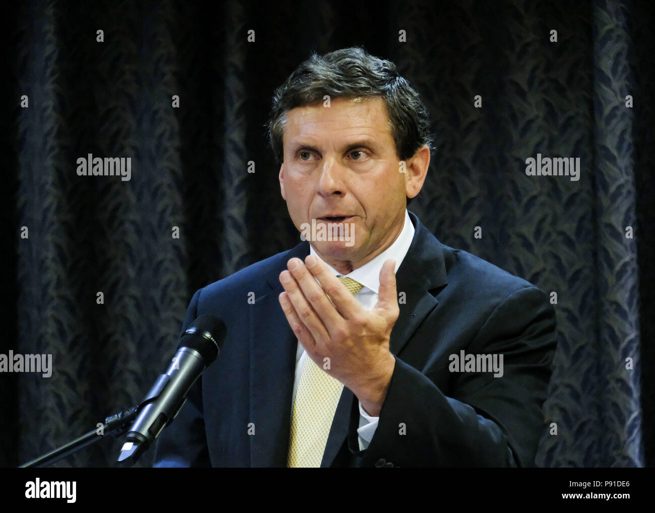 Brian peck hi-res stock photography and images - Alamy