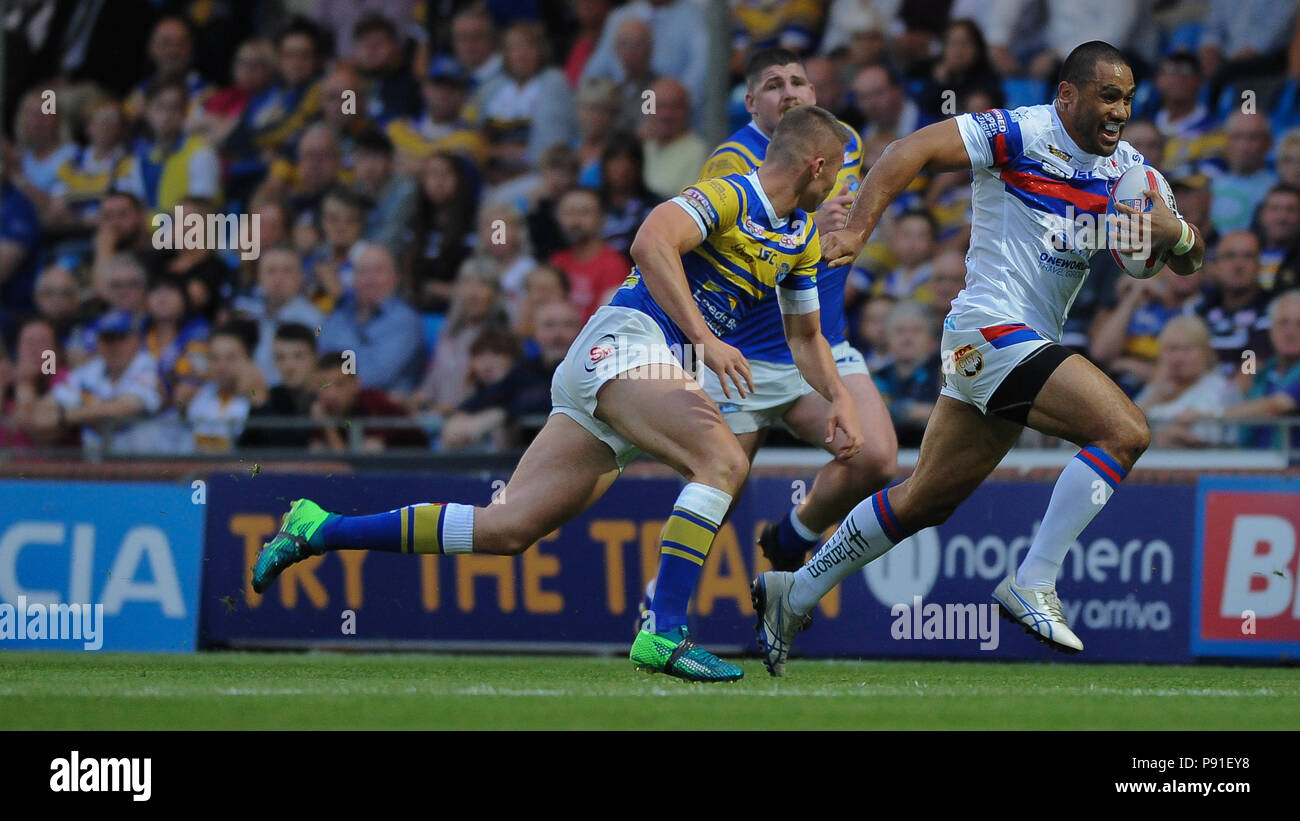 Wakefield trinity away kit hi-res stock photography and images - Alamy