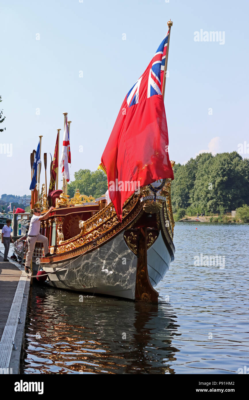 Chater boat hi-res stock photography and images - Alamy