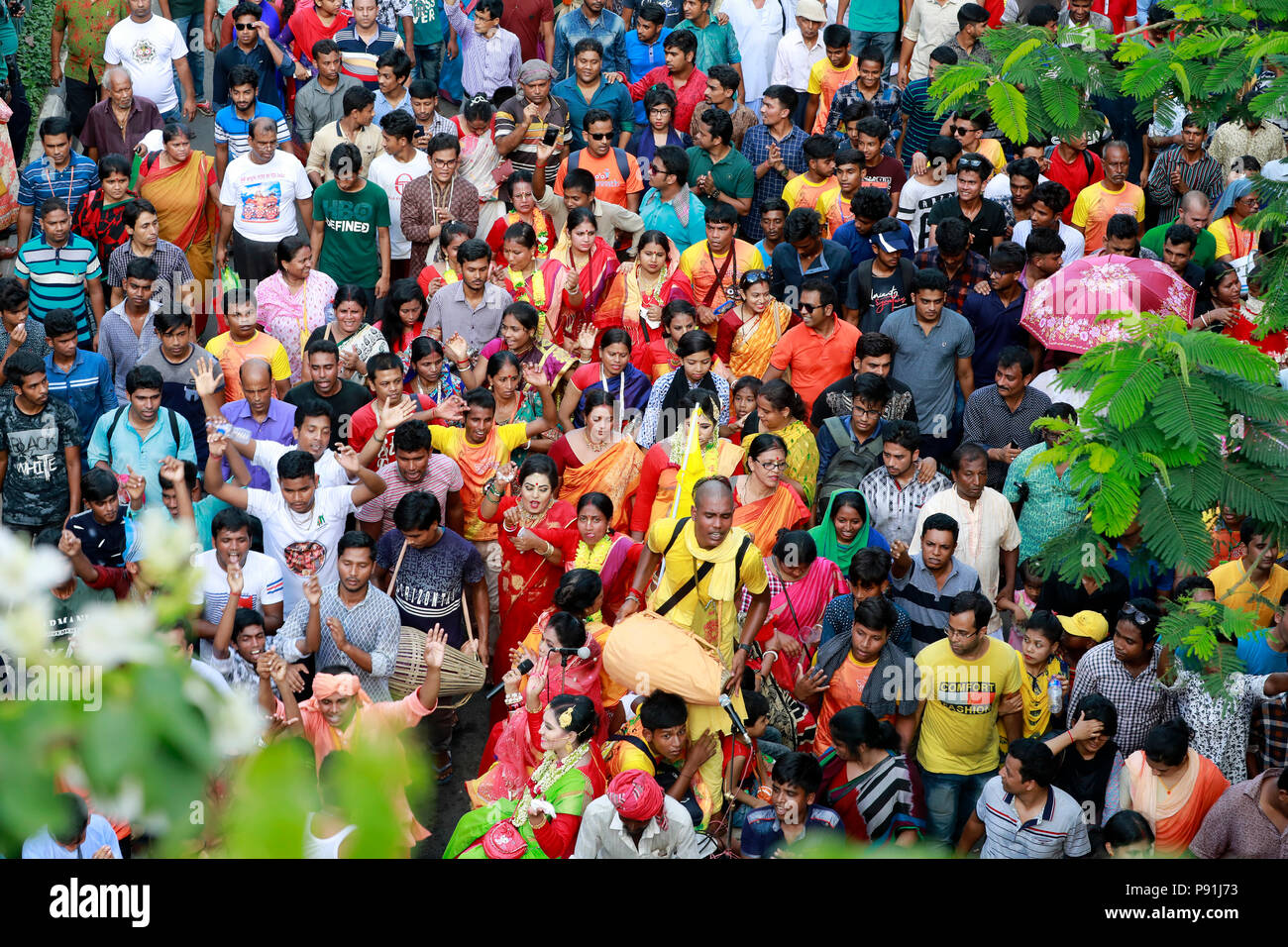 Iskcon bangladesh hi-res stock photography and images - Alamy