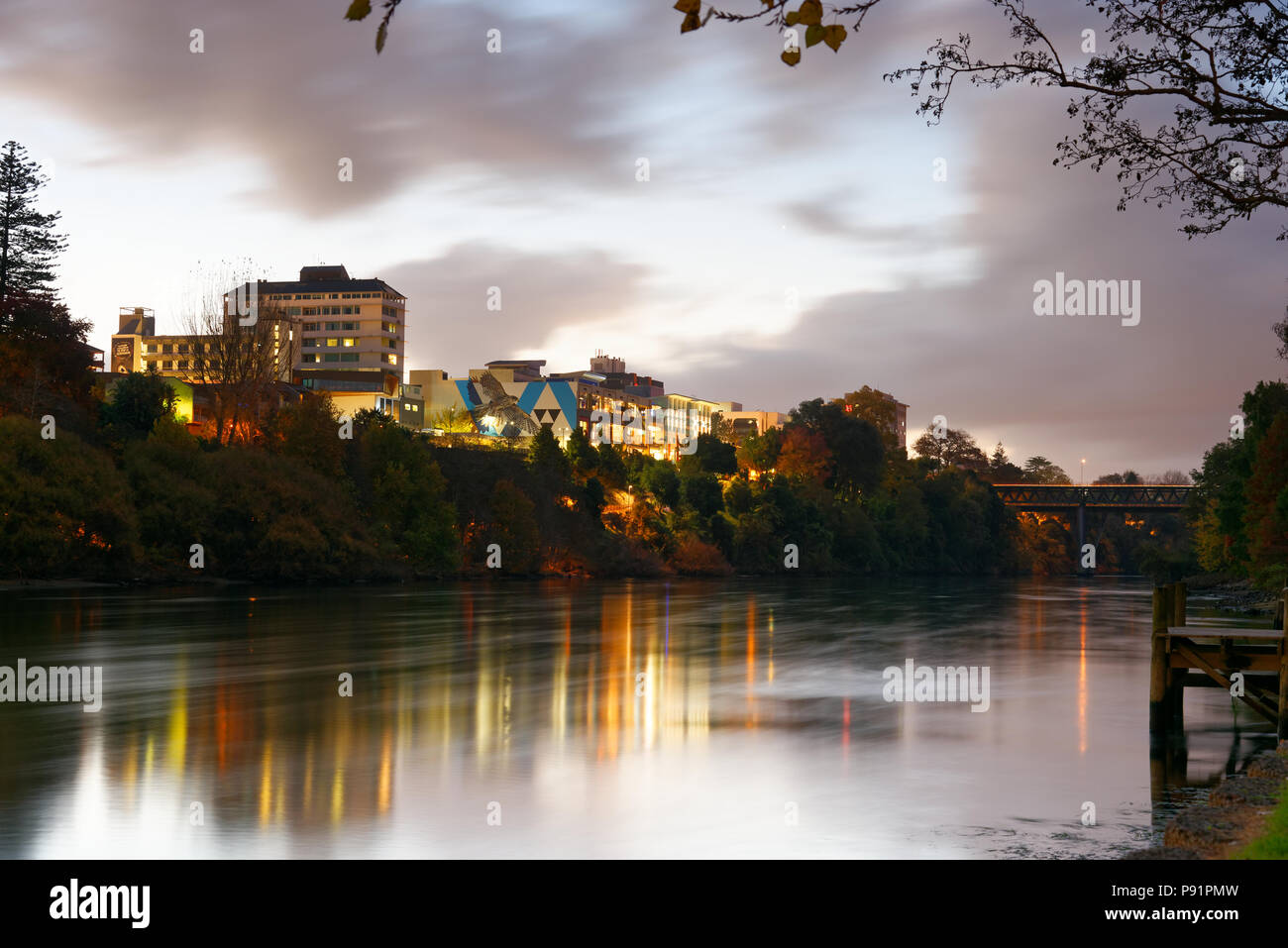 Hamilton new zealand sunset hi-res stock photography and images - Alamy