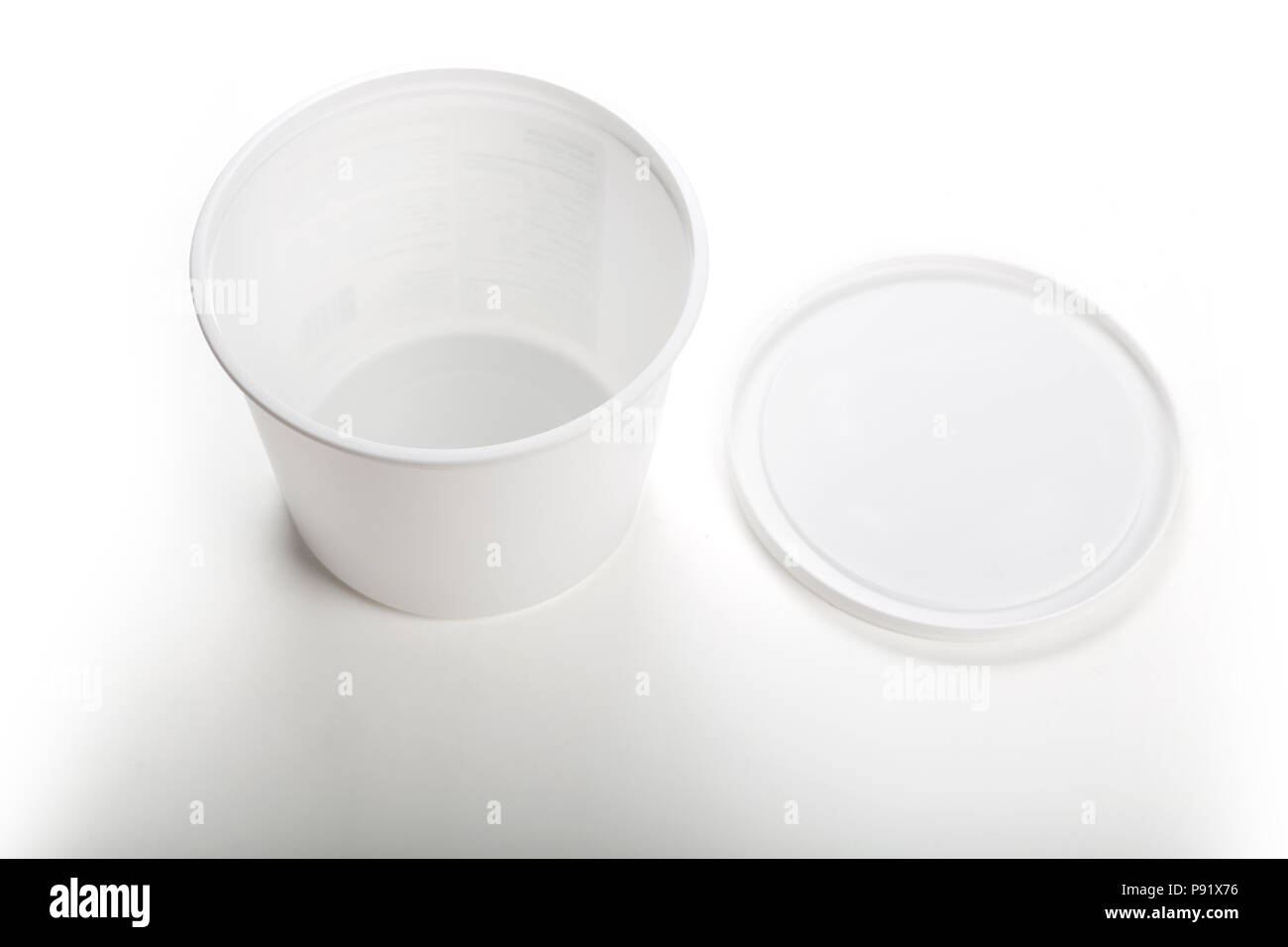White Plastic Tub Bucket Container close up Stock Photo - Alamy