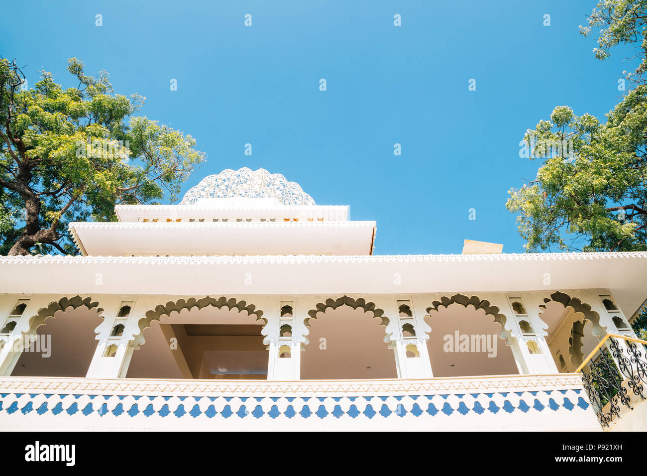 City Palace historical architecture in Udaipur, India Stock Photo - Alamy